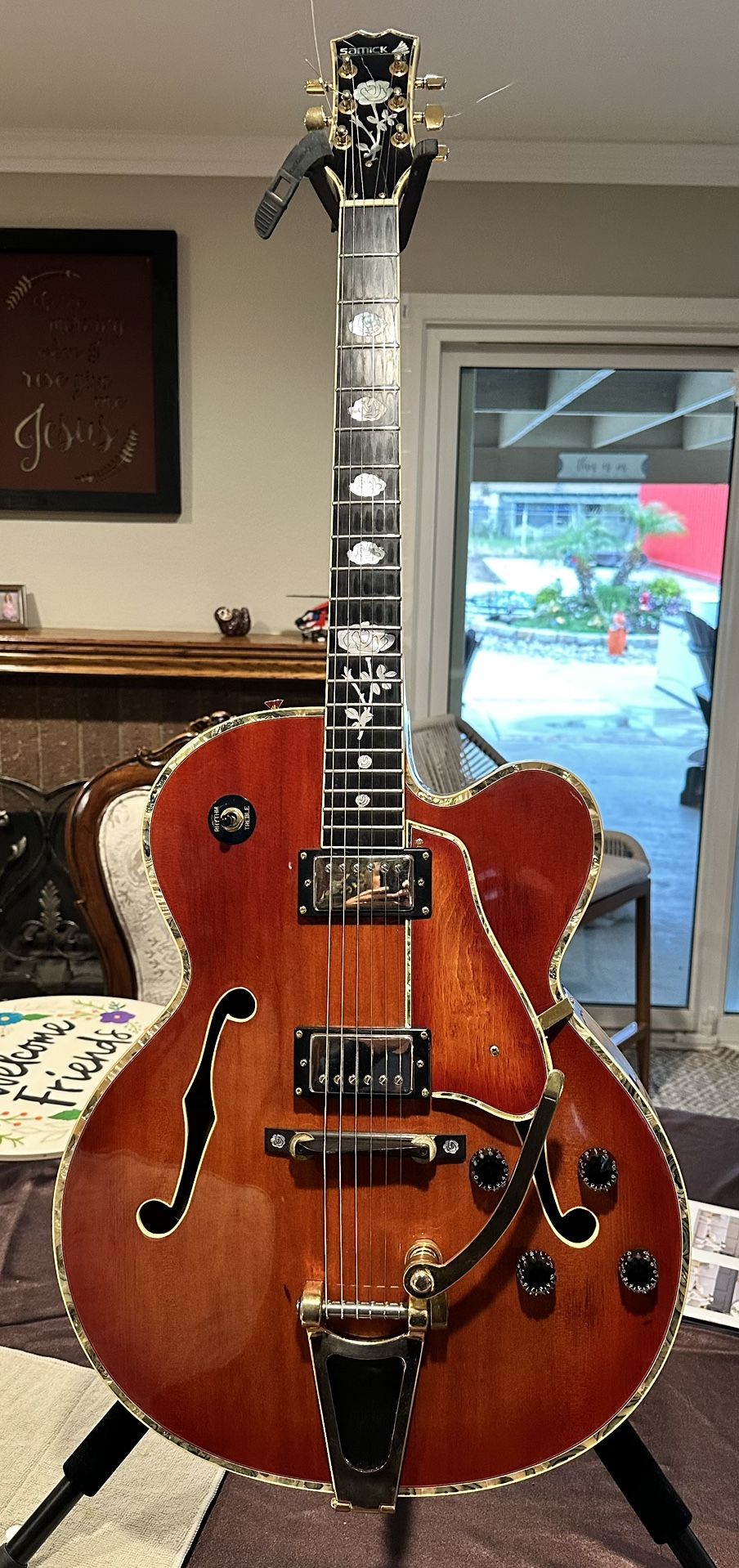 1993 Smick HJ650TR / AV Electric Hollow Body Guitar for Sale in Fontana, CA - OfferUp