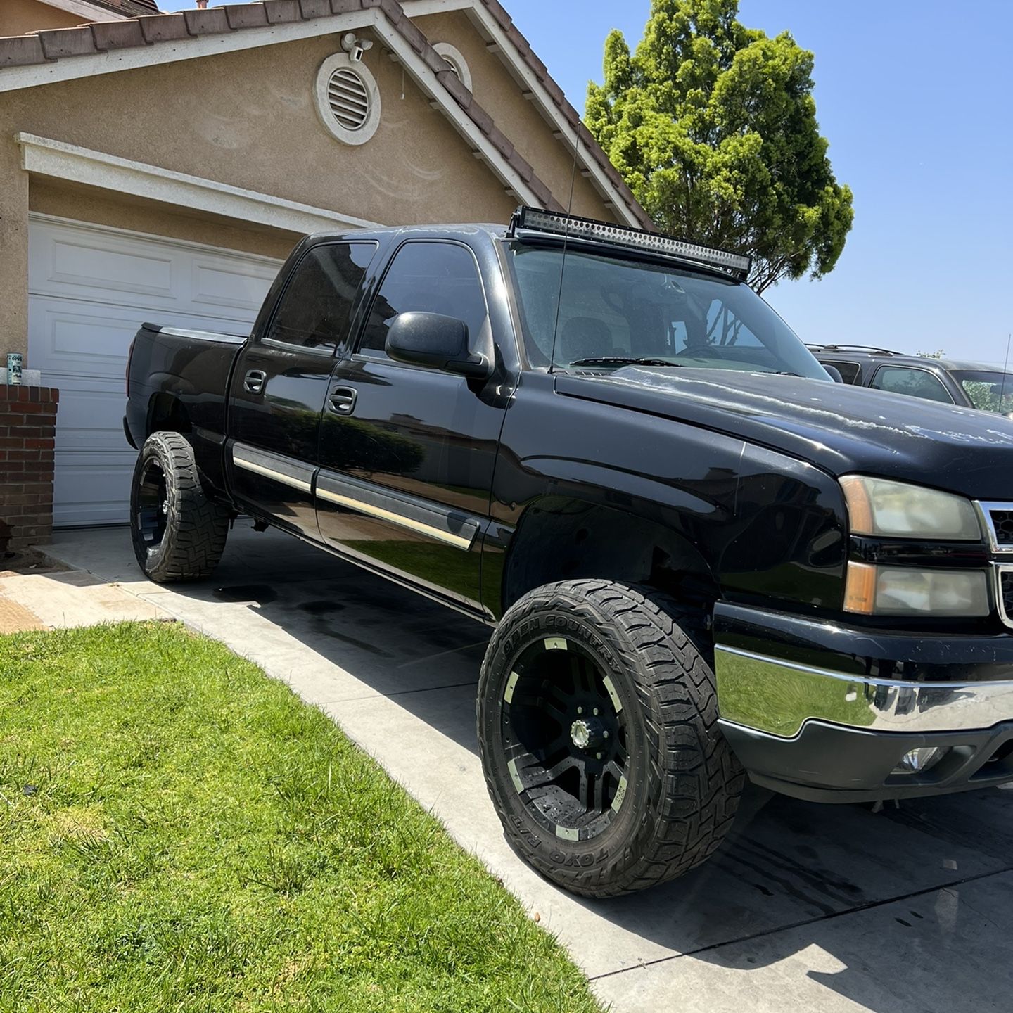 2006 Chevy Silverado Z71 Lifted