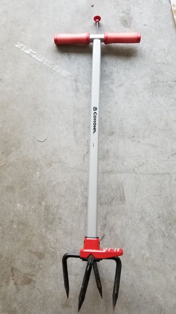 Soil Ripper - Manual Hand Tiller for Sale in Raleigh, NC - OfferUp