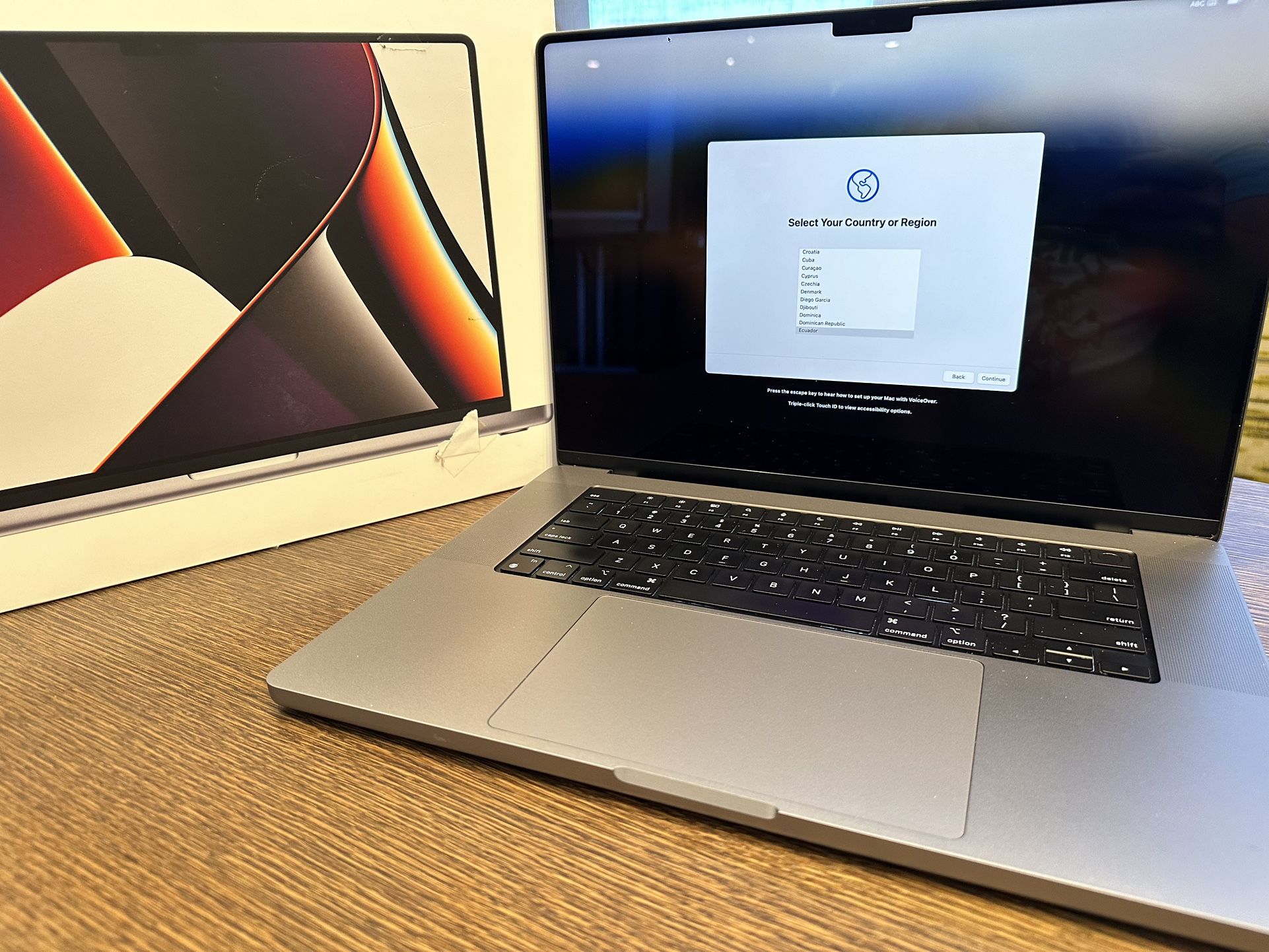 Ultra RARE New Apple MacBook Pro 16” M2 Max 12/38 32gb Ram 2TB Ssd ...