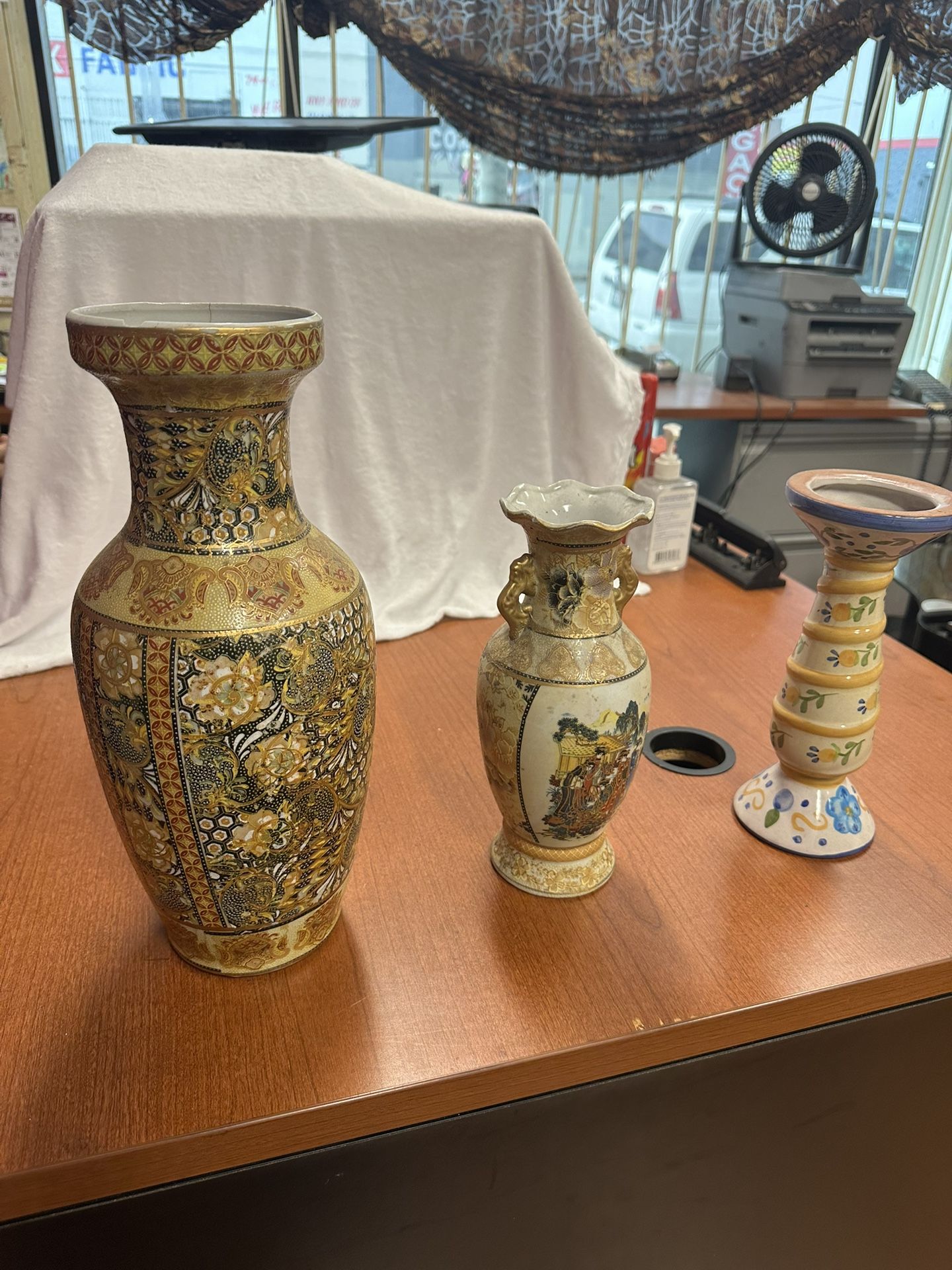 3 Beautiful Vases With Classy Decor for Sale in Beverly Hills, CA - OfferUp