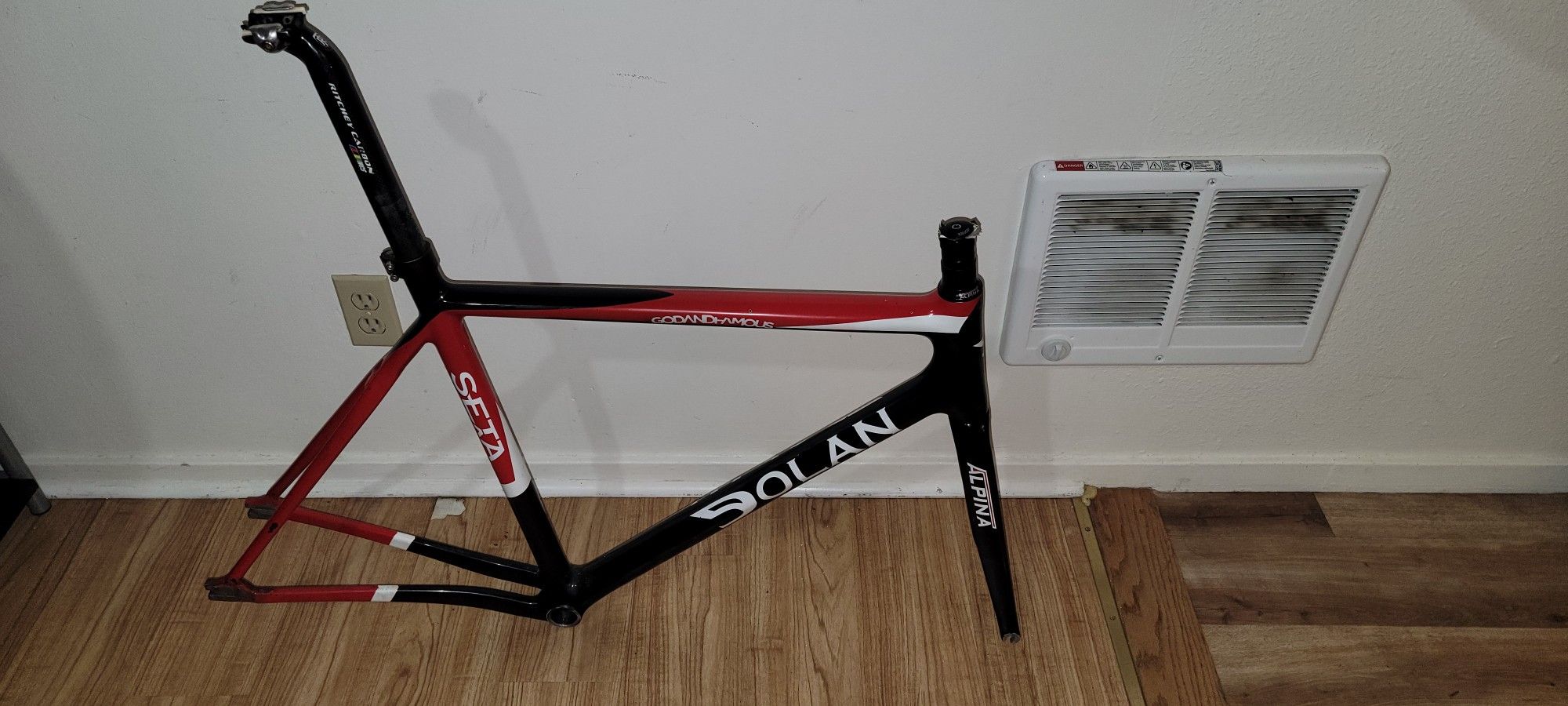 Dolan Seta Carbon Track Bike for Sale in Portland, OR - OfferUp