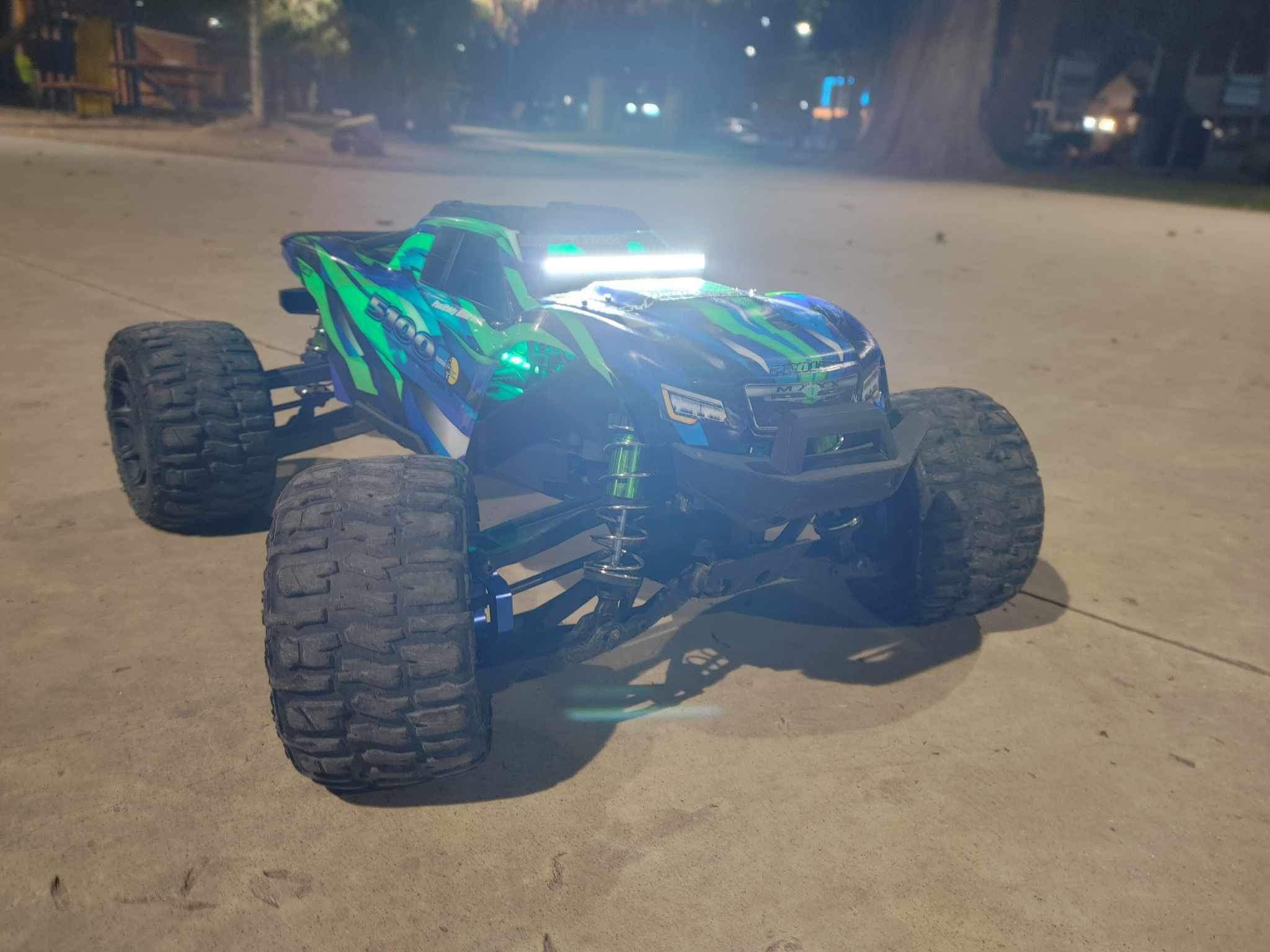 Traxxas maxx v2 for Sale in Long Beach, CA - OfferUp