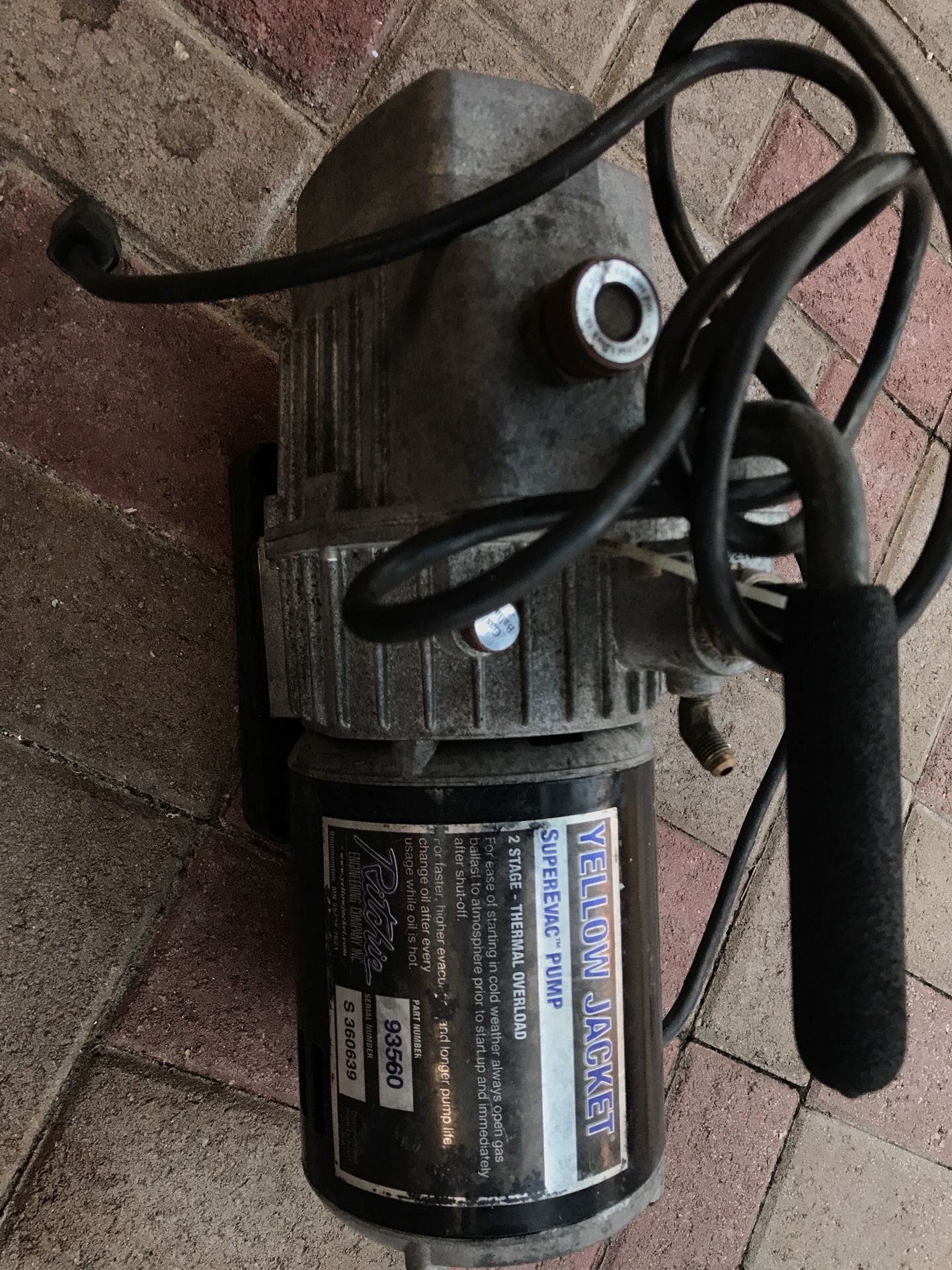 Yellow jacket Super Vac Pump para hacer vacío en los sistemas de aire ...