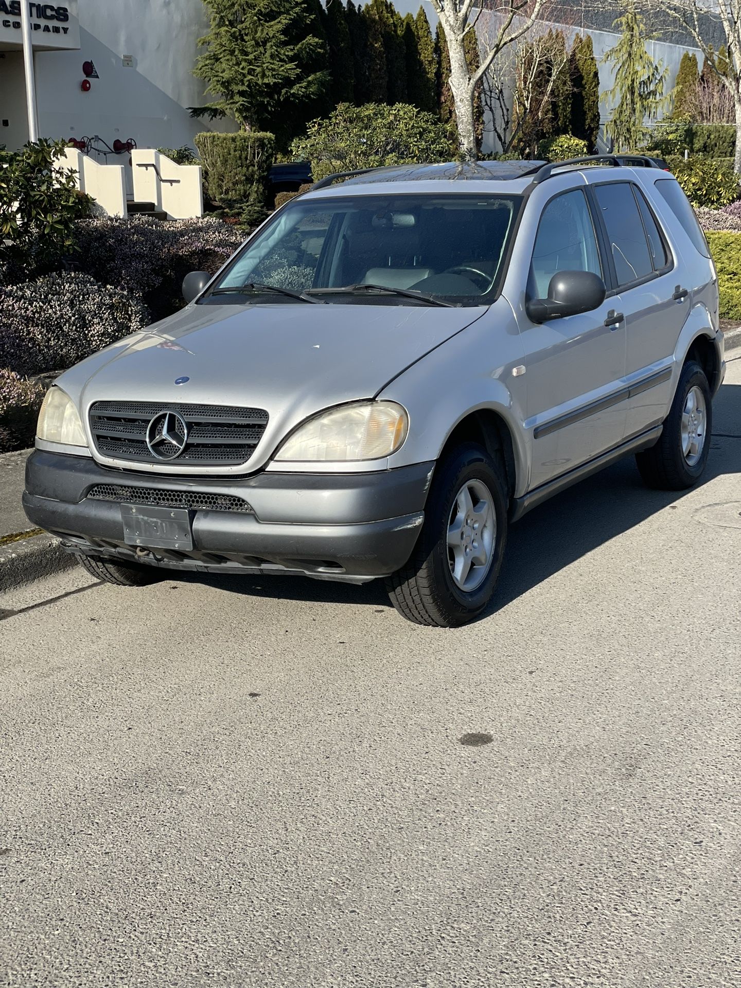 1999 Mercedes ML320 for Sale in Tacoma, WA - OfferUp