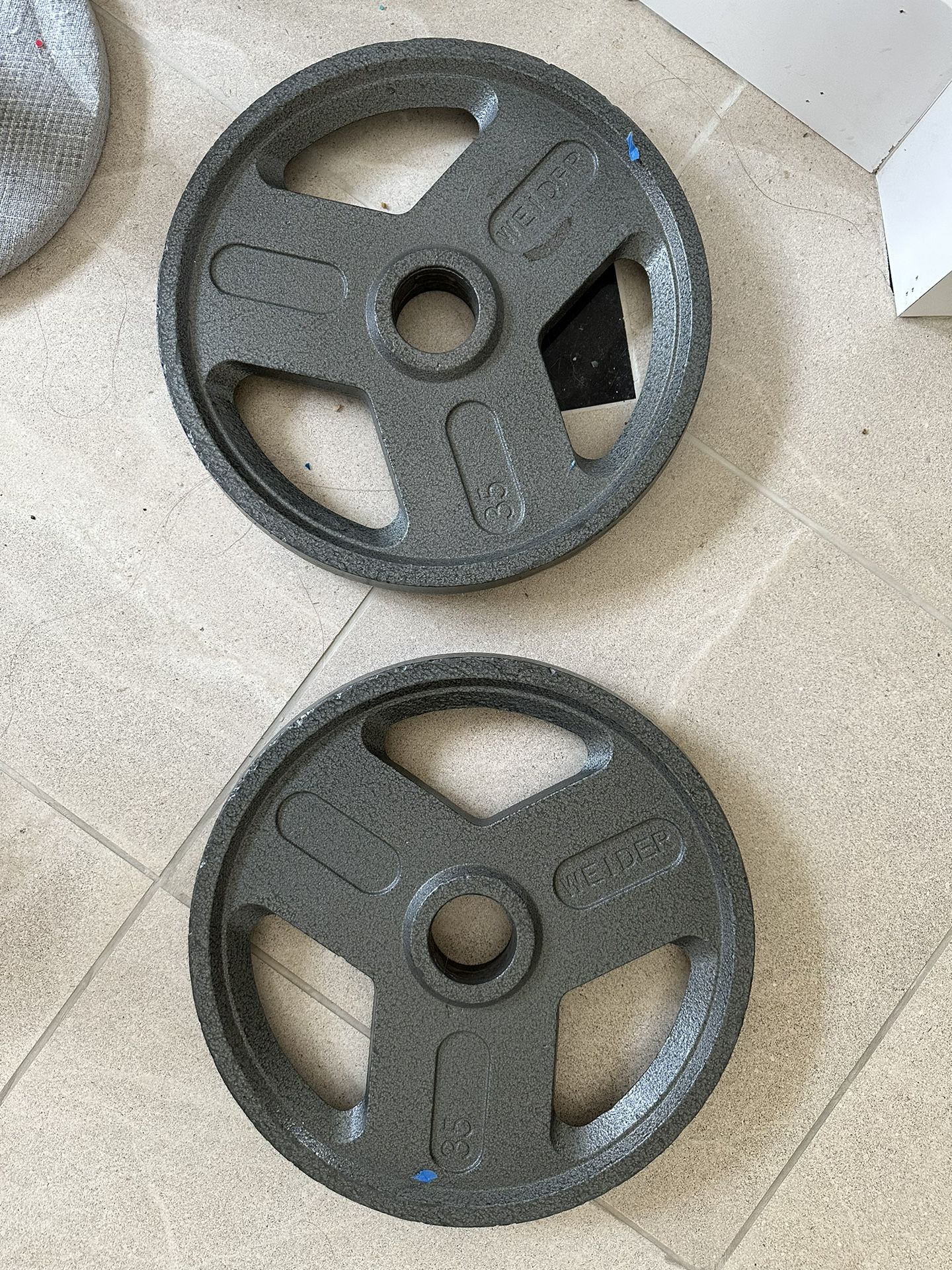 35lb Weight Plates for Sale in San Diego, CA - OfferUp