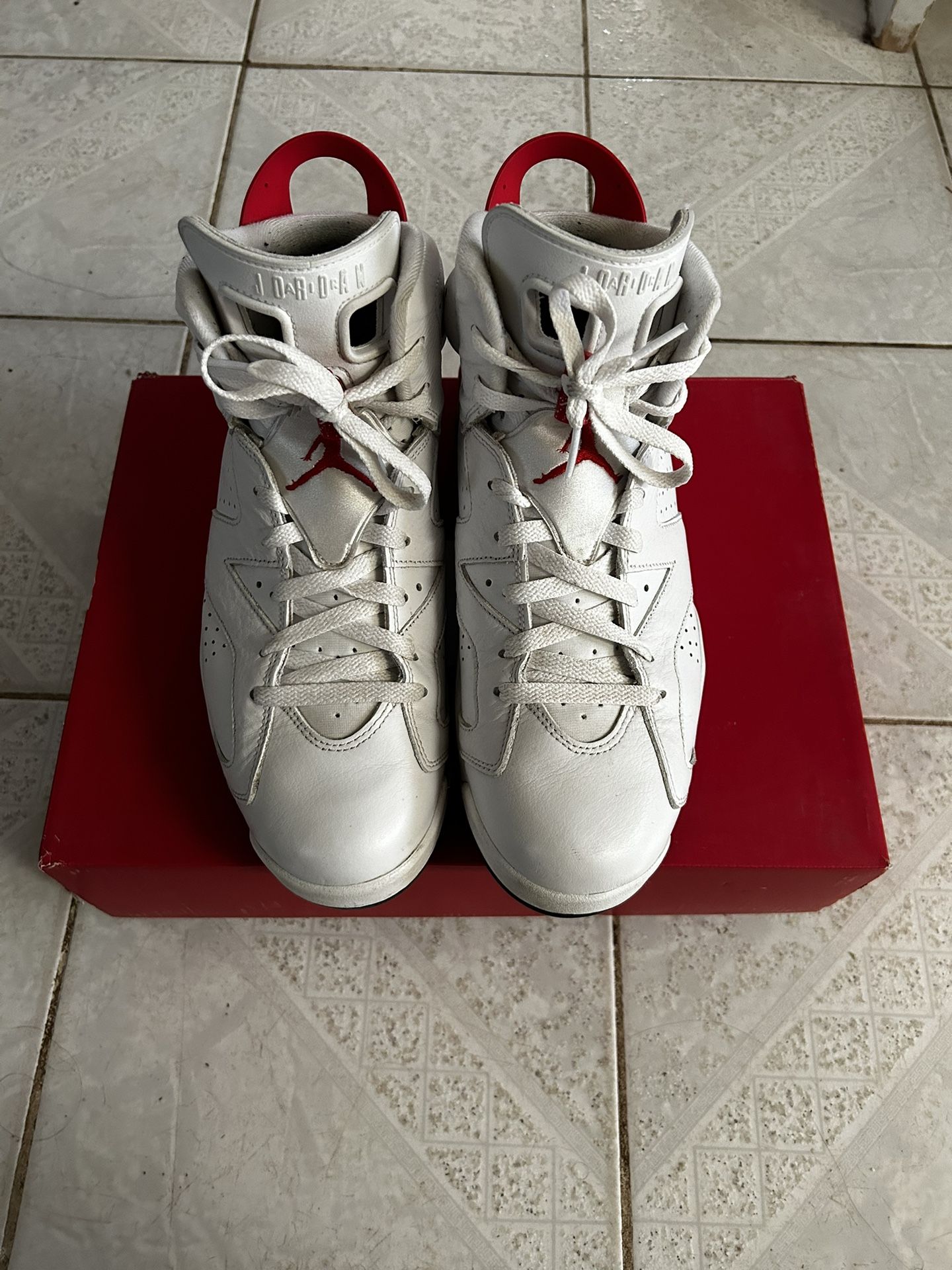 Jordan White Oreo 6s for Sale in Unm, NM - OfferUp