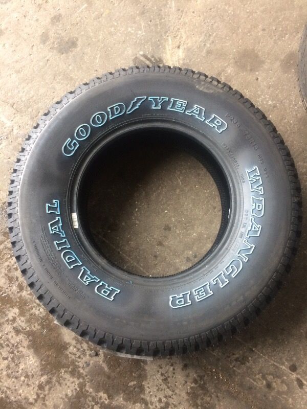 Goodyear Wrangler Radial