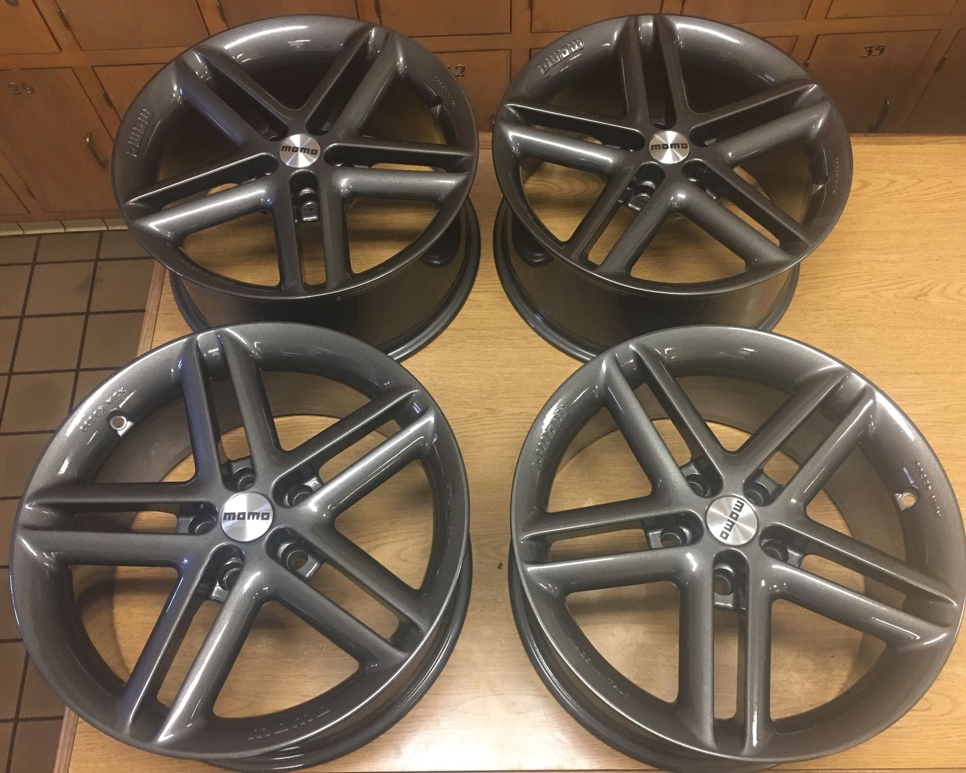 Genuine MoMo Arrow Wheels for Sale in Tyler, TX - OfferUp