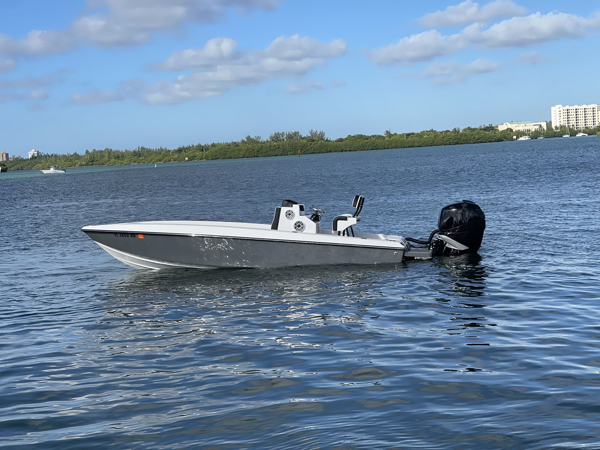 1992 Paramount 21 for Sale in Carol City, FL - OfferUp