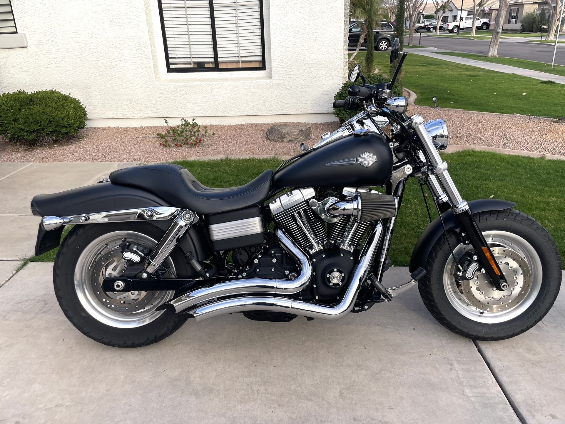 Beautiful 2008 Harley-Davidson Fat Bob FXDF ONLY 11565 Miles for Sale ...