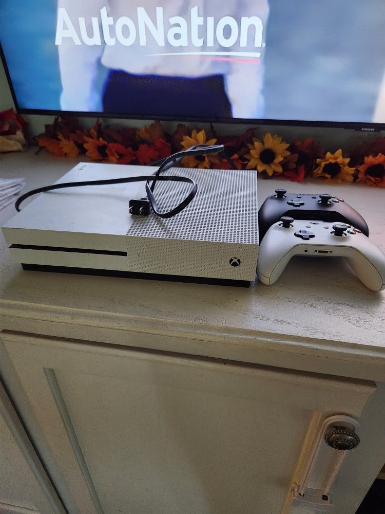 Xbox One S for Sale in Gilbert, AZ - OfferUp