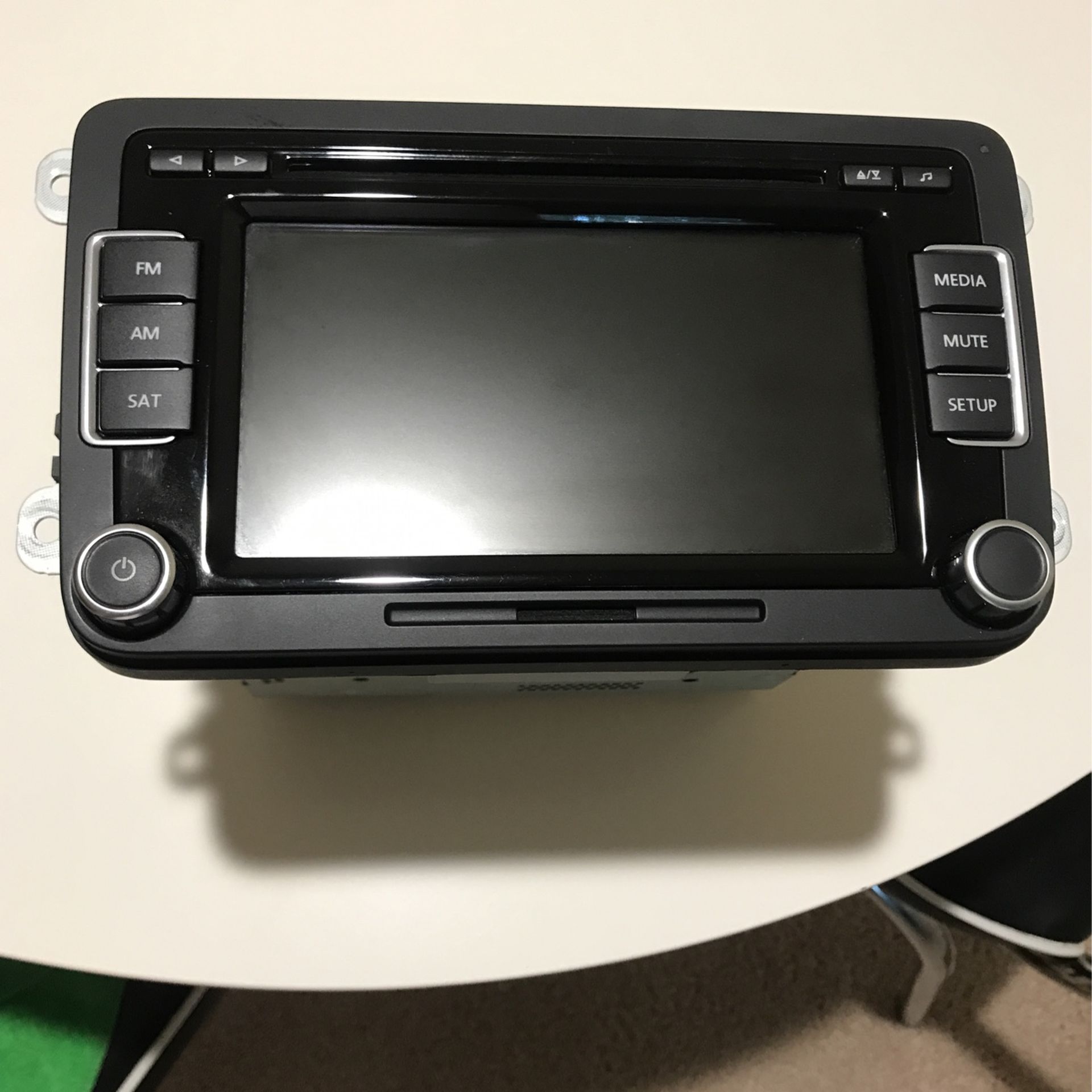 2010 VW Jetta Factory radio for Sale in Dallas, TX - OfferUp