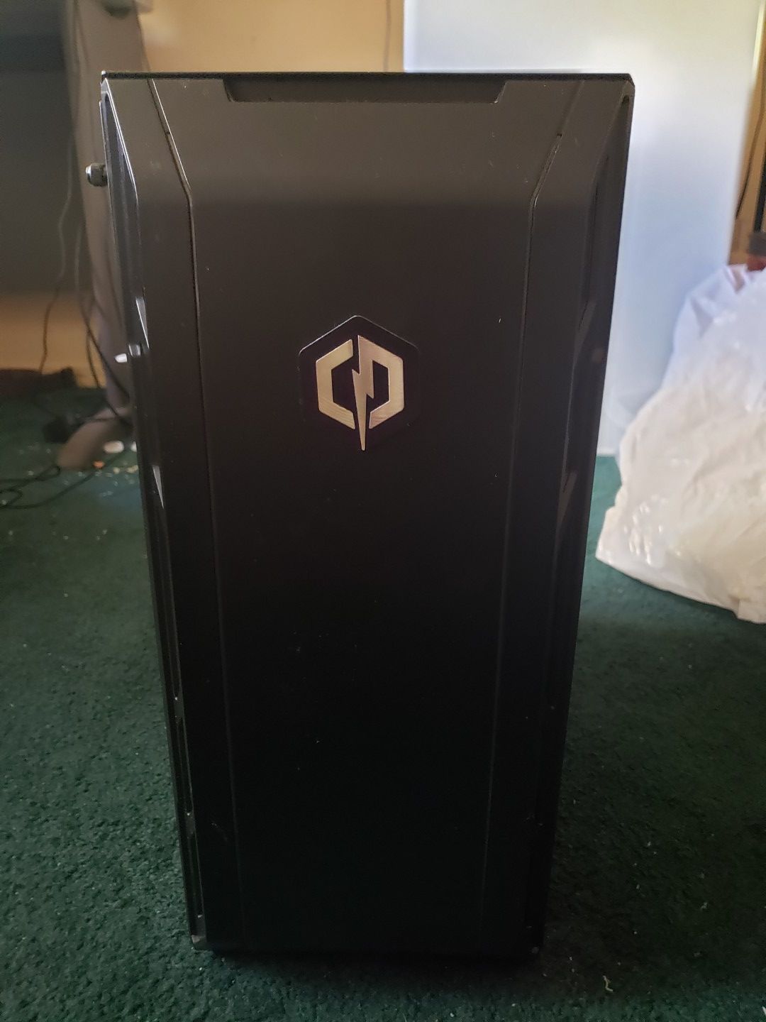 Cyberpower PC Series C, Specs AMD fx 6300, 8gb ram, Rx560 4gb, HD 1tb ...