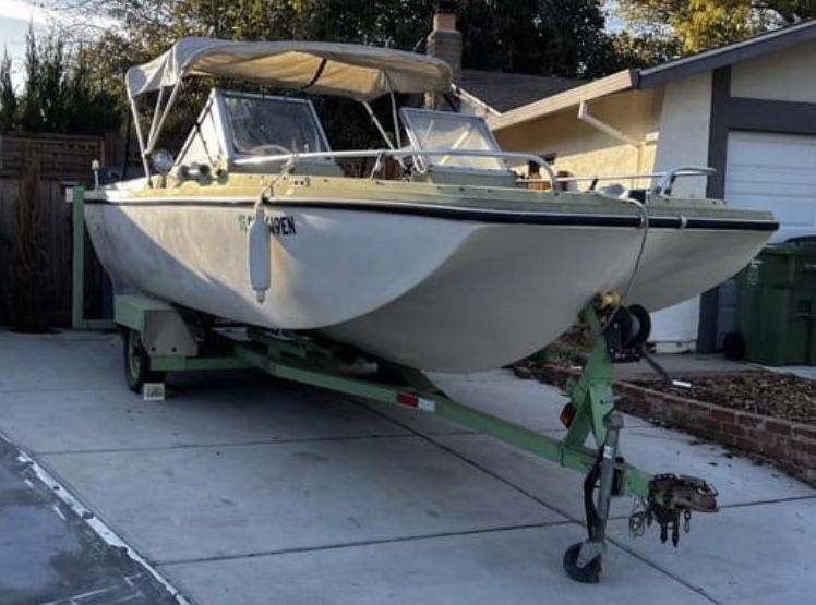Larson Tri Hull Boat for Sale in Stockton, CA - OfferUp