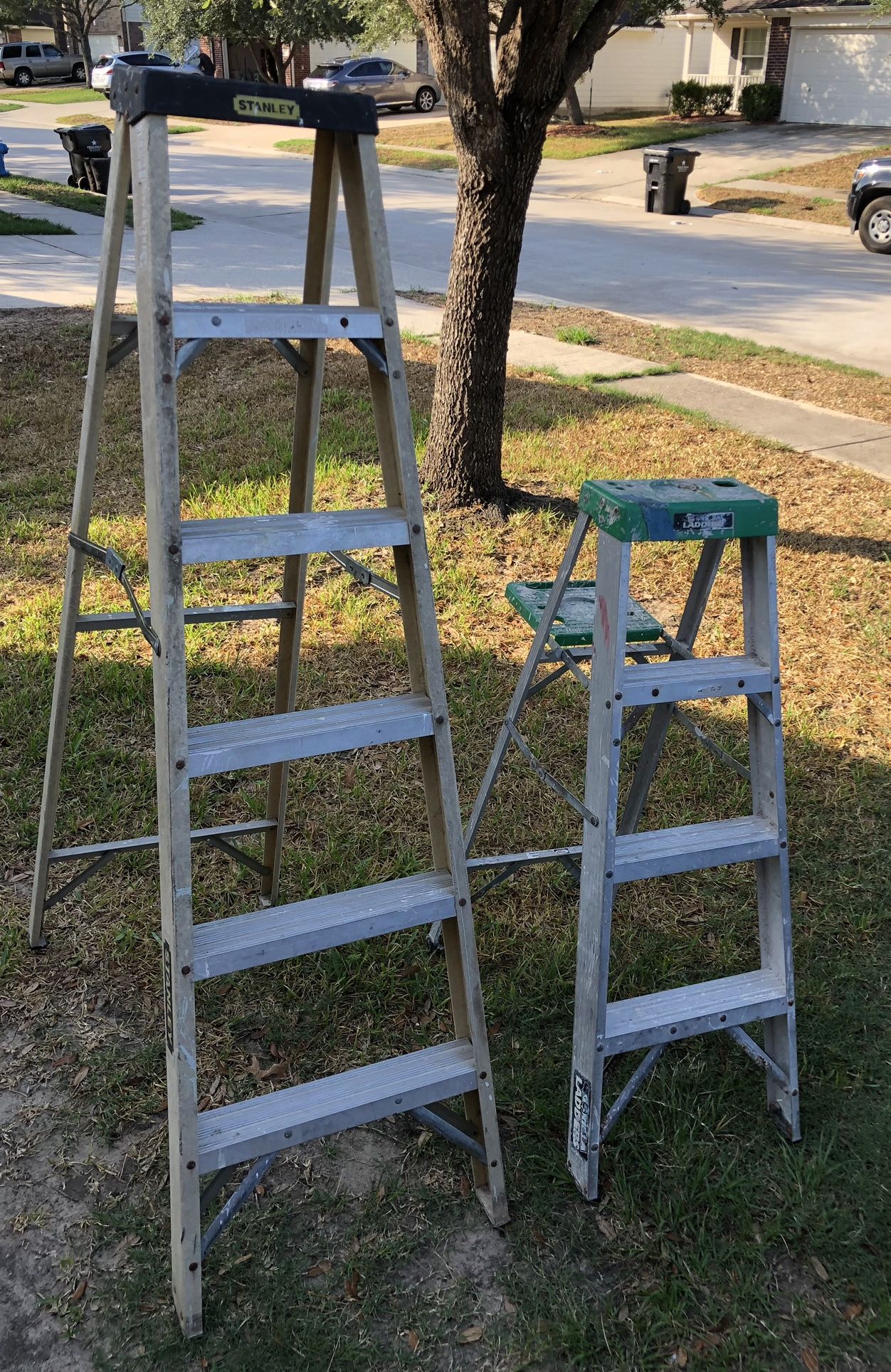 pair of A-type ladders for Sale in Spring, TX - OfferUp