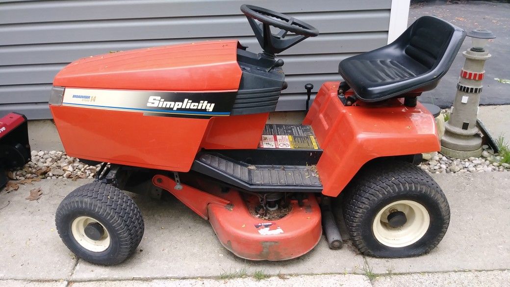 Simplicity Broadmoor Hydrostatic Riding Lawnmower Lawn Mower 14HP ...