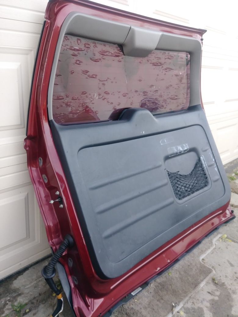 2001 2002 2003 2004 2005 Toyota RAV4 complete rear door/tailgate/trunk ...