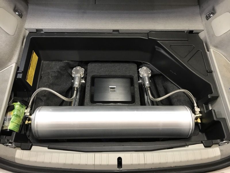 Airlift V2 management system, 5 gallon tank and two compressors for ...