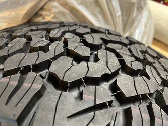 BF Goodrich All Terrain KO2 33” Tires and Wheels for Sale in Woodinville, WA - OfferUp