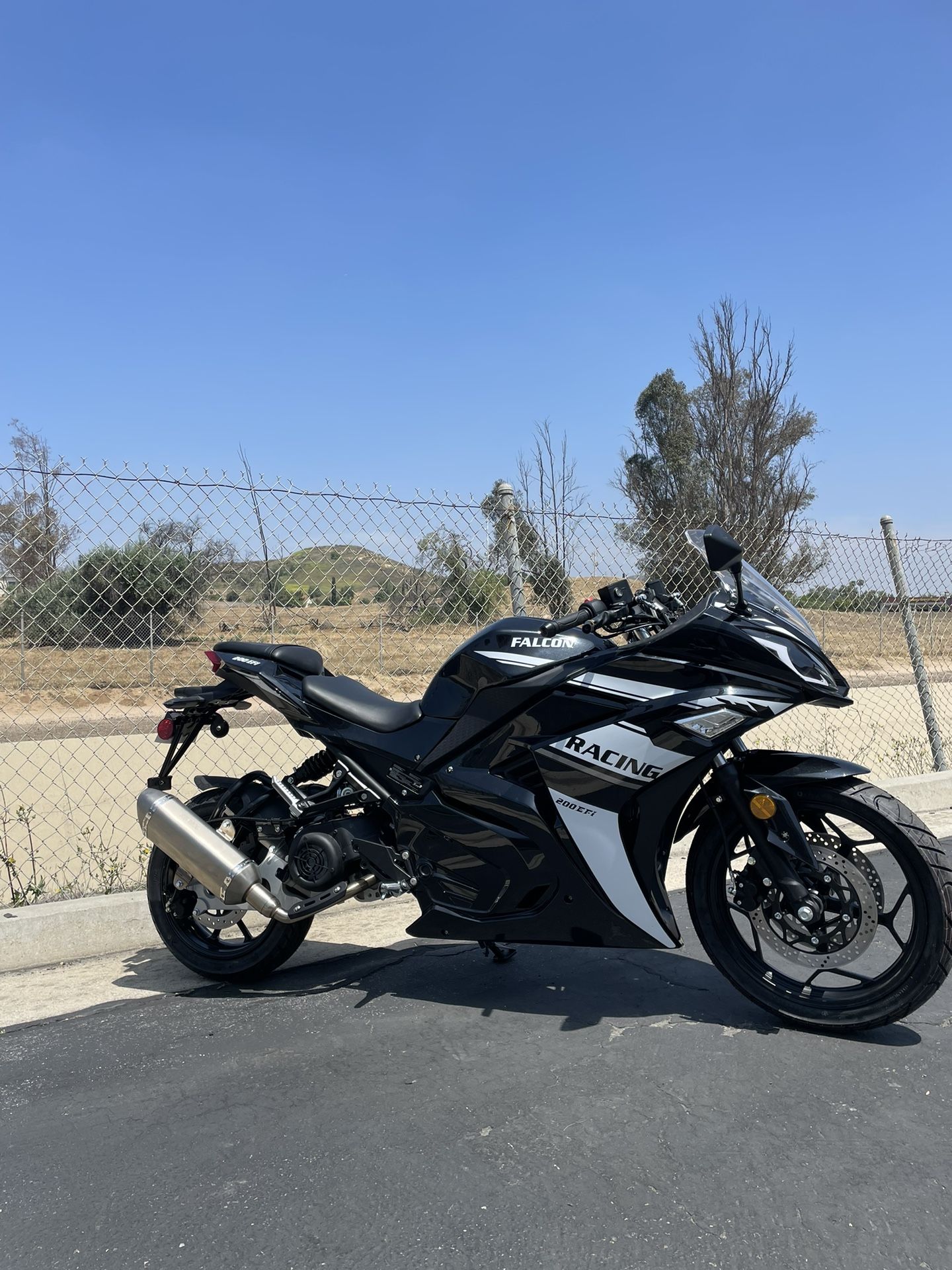 200cc Falcon EFI Automatic Motorcycle 65MPH 70MPG At Turbopowersports ...