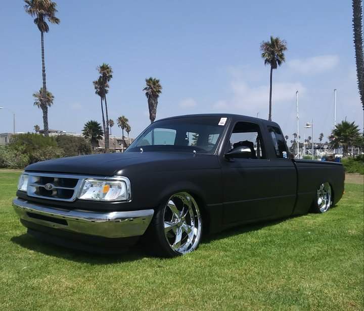 Bagged Ford Ranger ex cab for Sale in Los Angeles, CA - OfferUp