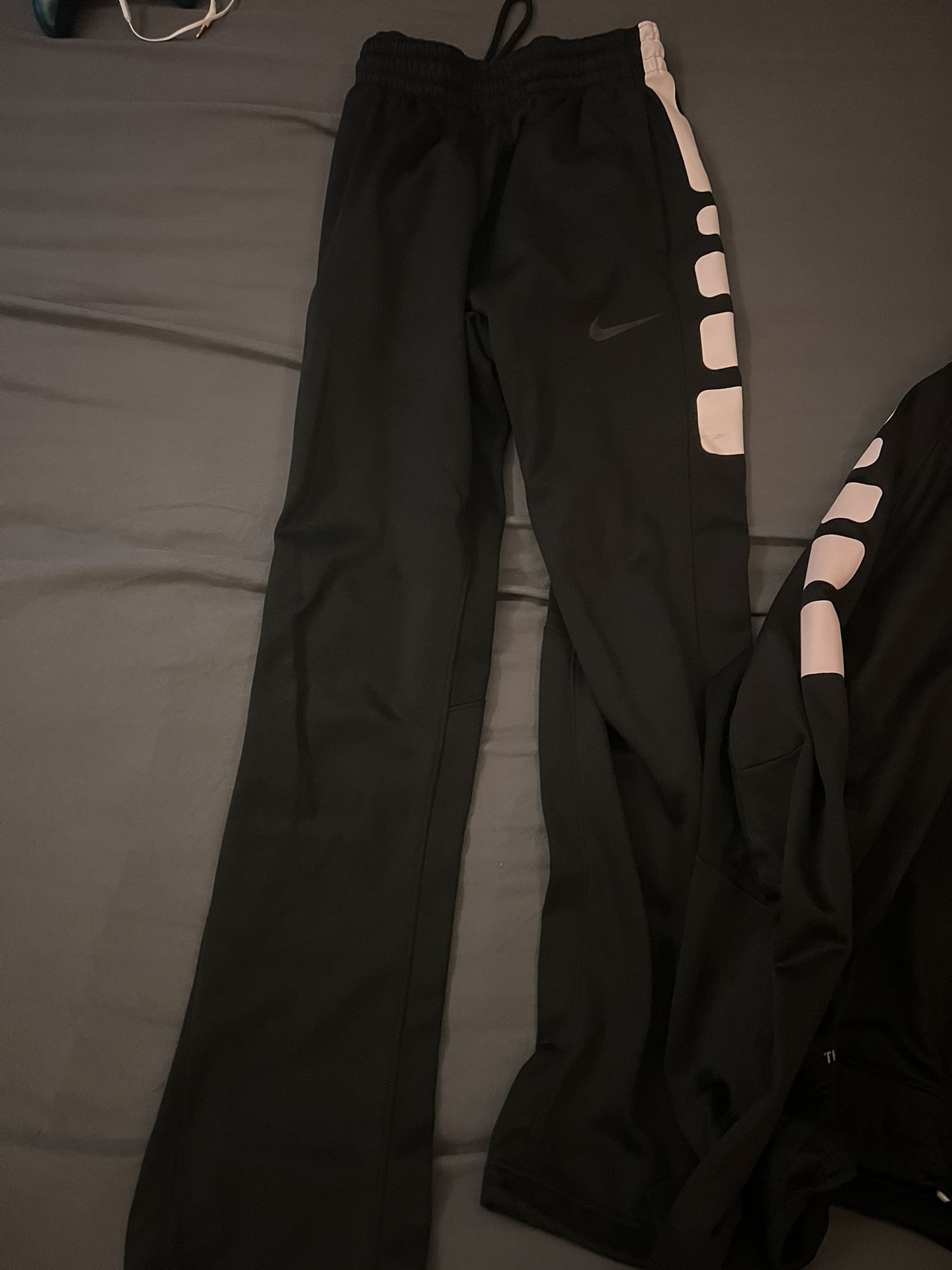 Nike Jumpsuit Men Medium/ Small for Sale in Seattle, WA - OfferUp