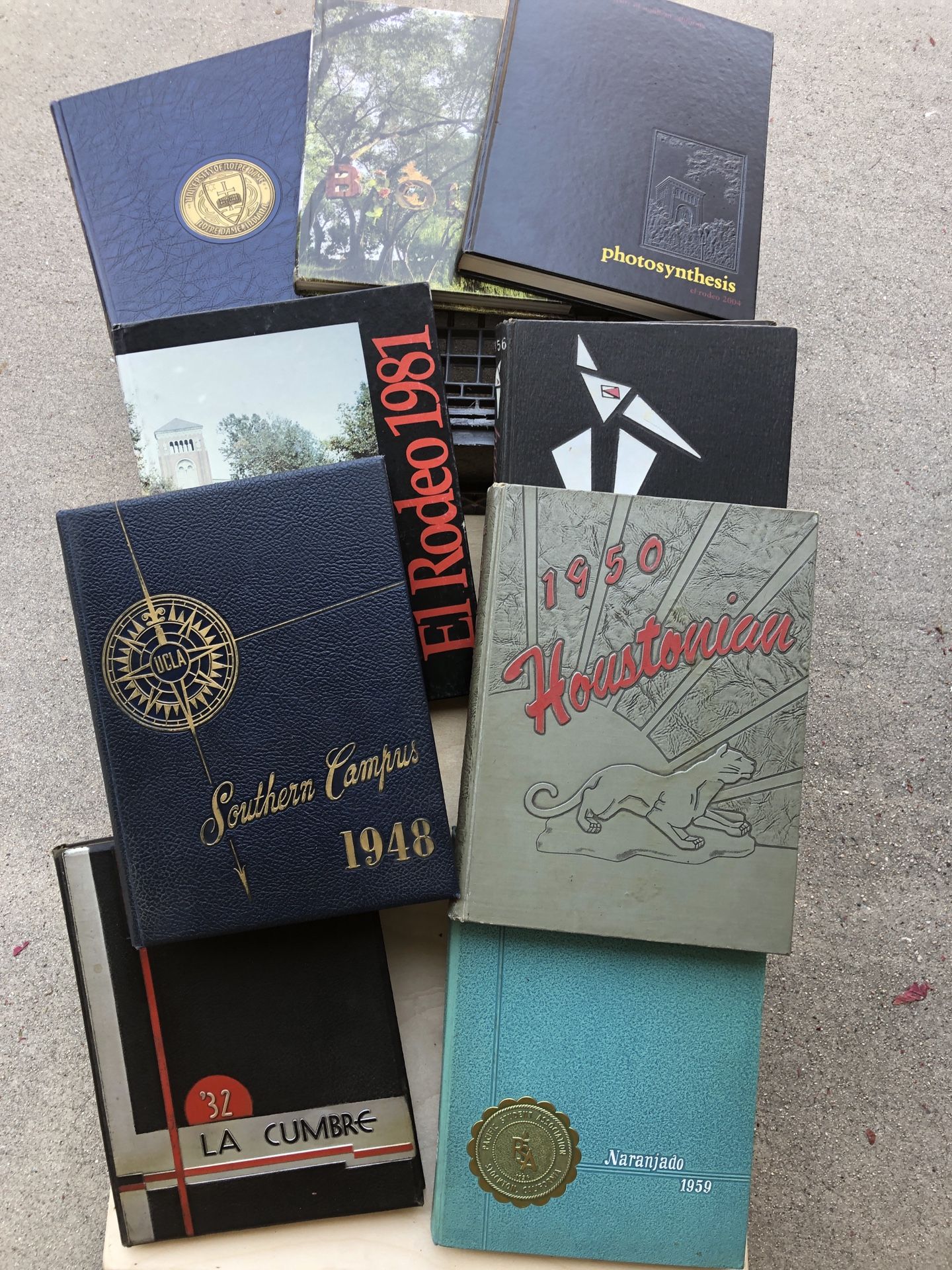Huge 200+ COLLEGE /UNIVERSITY YEARBOOK - DEALER’s LOT - Book Collection ...