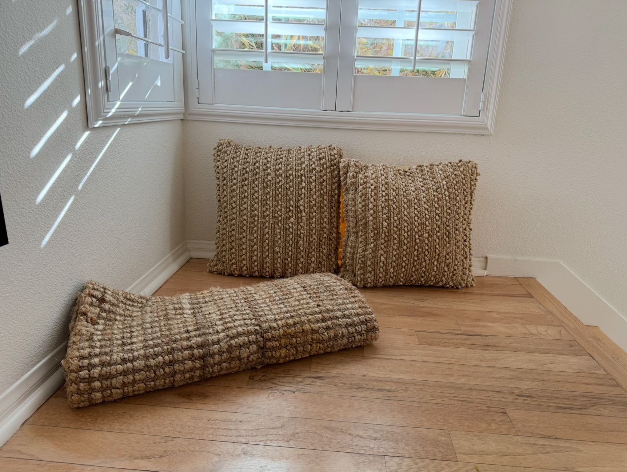 2 Jute Pillows And 1 Jute Runner Rug- Neutral Color for Sale in Dana ...