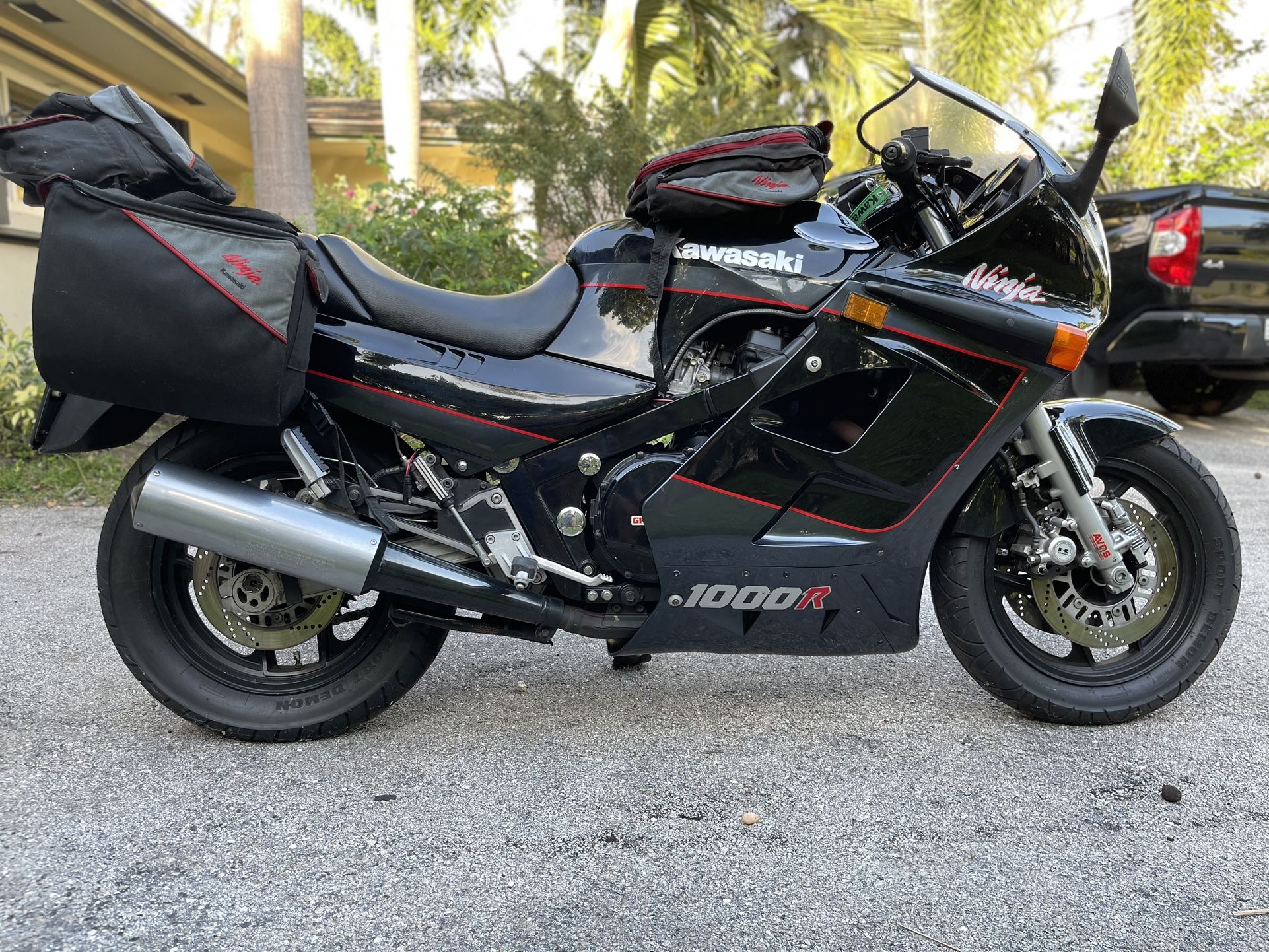 1986 Kawasaki Ninja for Sale in Lake Clarke, FL - OfferUp