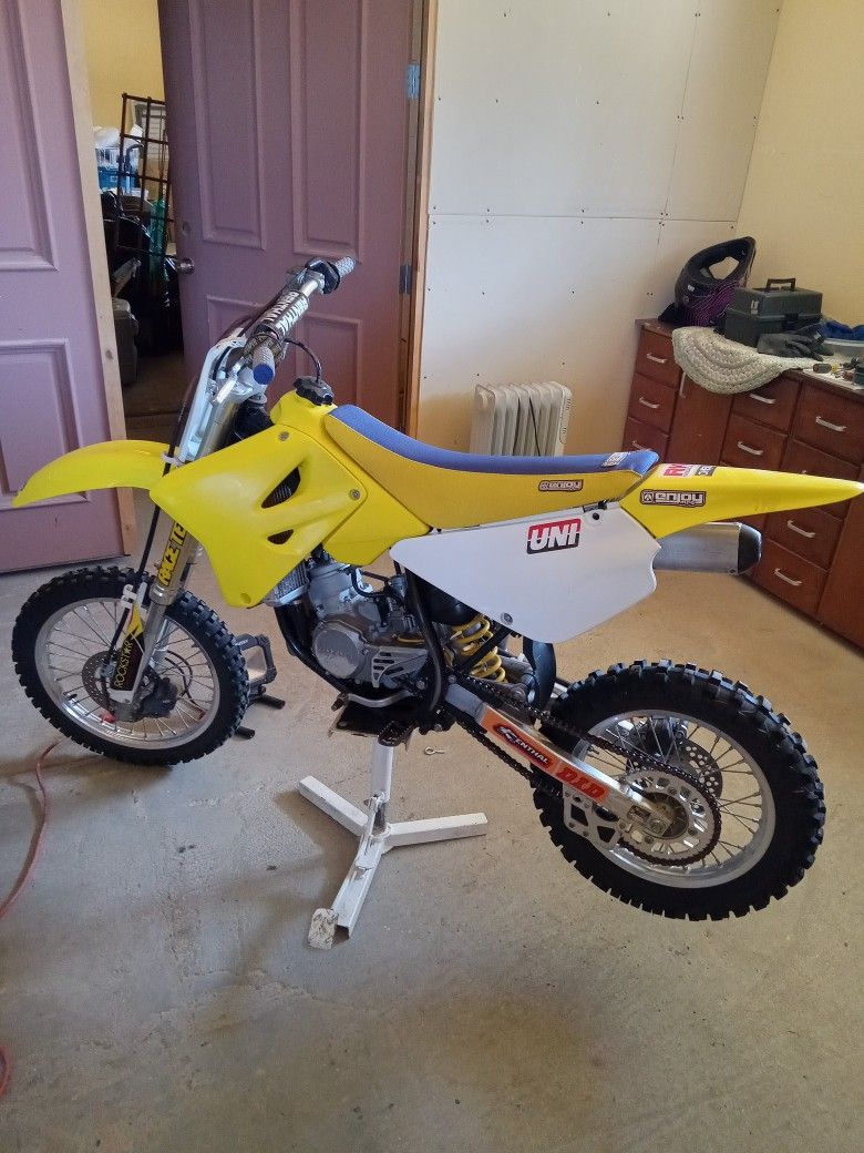 2004 Rm 85 Suzuki for Sale in Phoenix, AZ - OfferUp