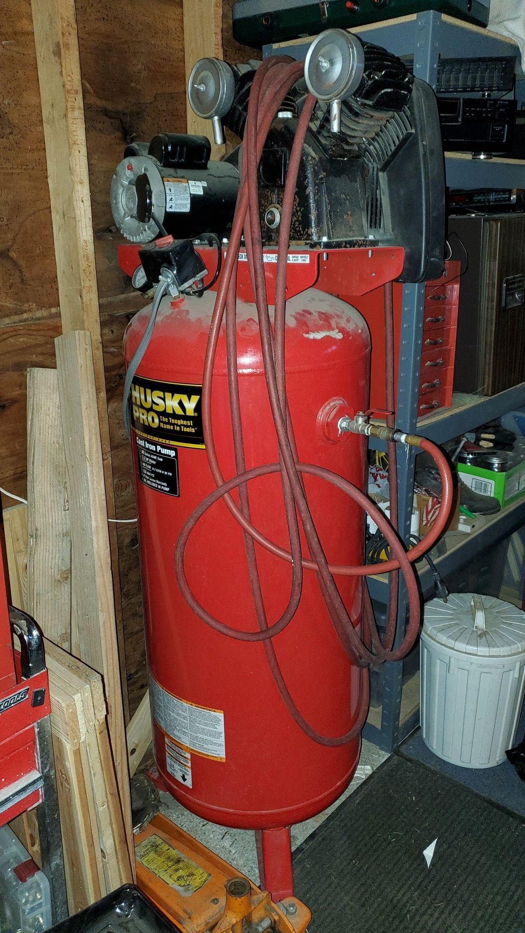 HUSKY PRO 60 gallon air compressor for Sale in Lake Stevens, WA - OfferUp