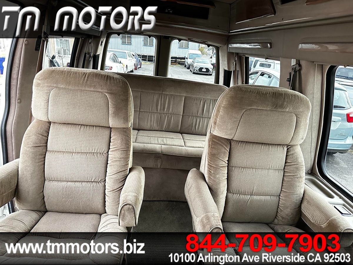 2000 Chevrolet Express Conversion Van for Sale in Riverside, CA - OfferUp