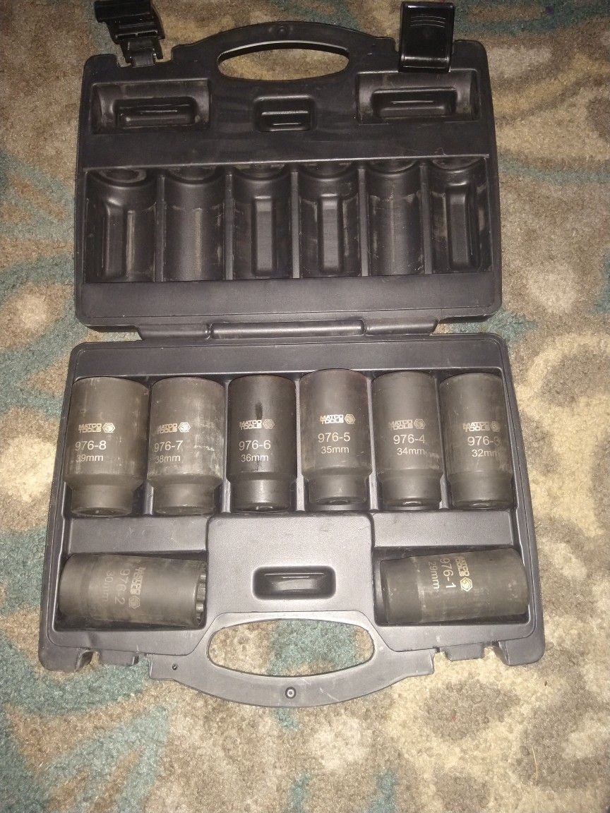 Matco 12 Point 1/2 Axle Impact Socket Set for Sale in Cypress, CA - OfferUp