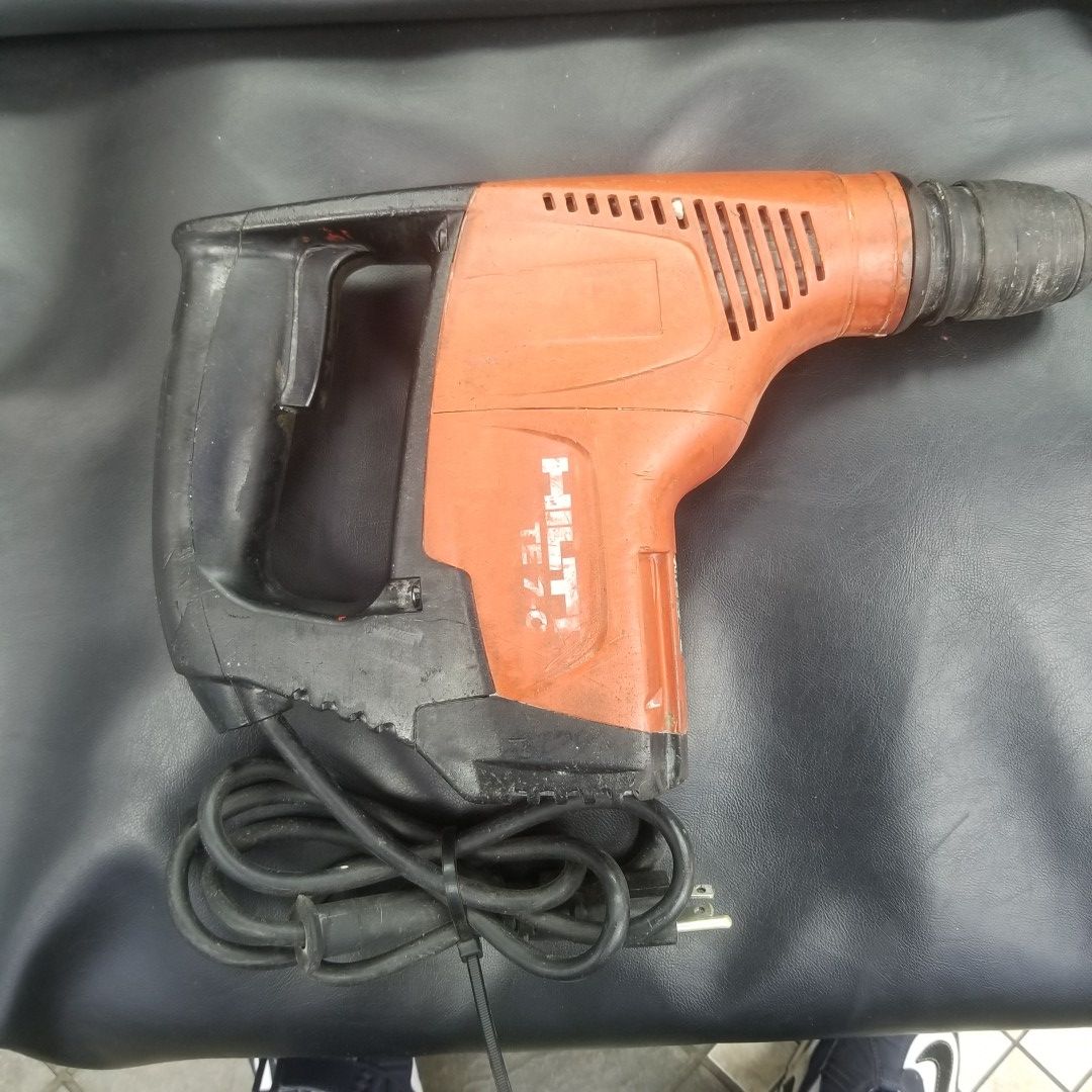 Hilti TE 7-C Corded Rotary Hammer Drill Tool for Sale in New York, NY - OfferUp