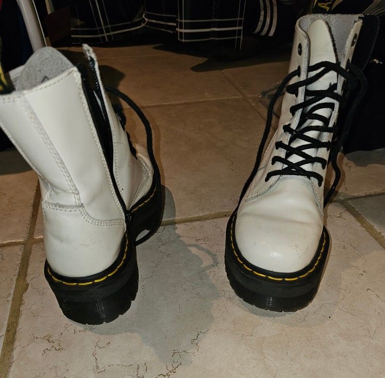 Womens Size 6 Dr Martens Doc's Docs Ankle Combat Boots EUC for Sale in ...