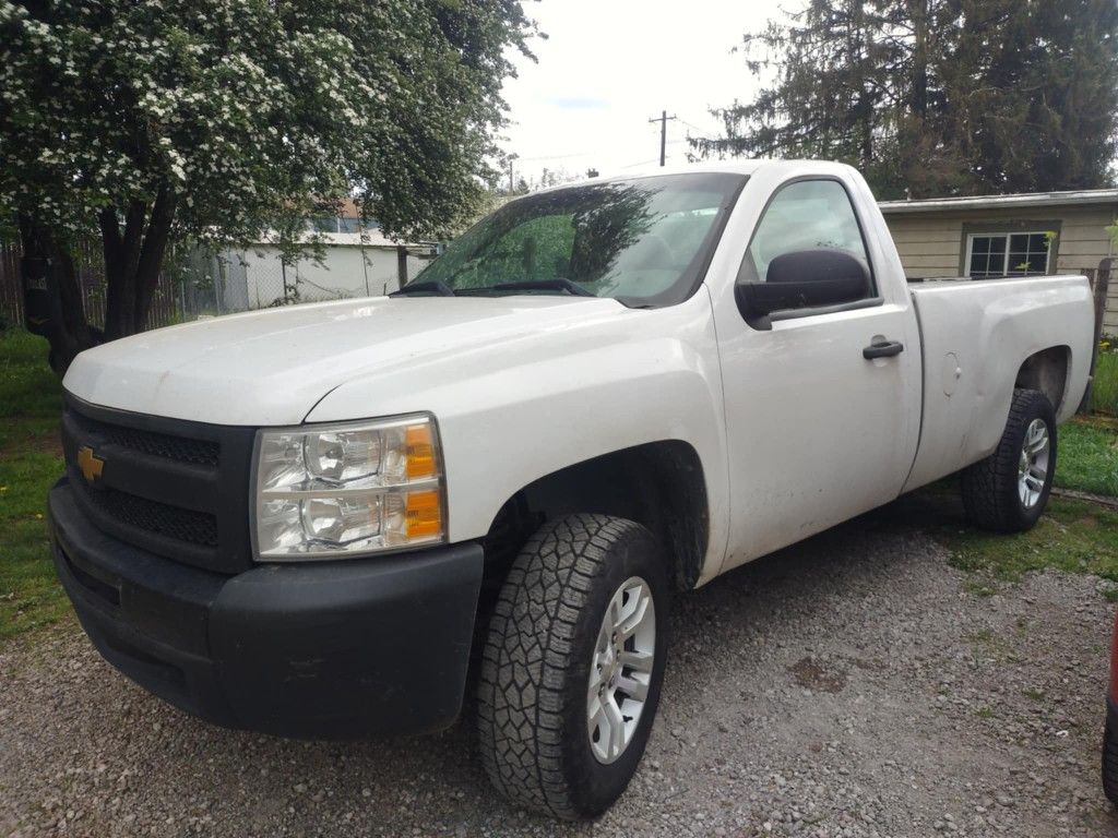 2012 Chevy Silverado v6 2wd for Sale in Portland, OR - OfferUp
