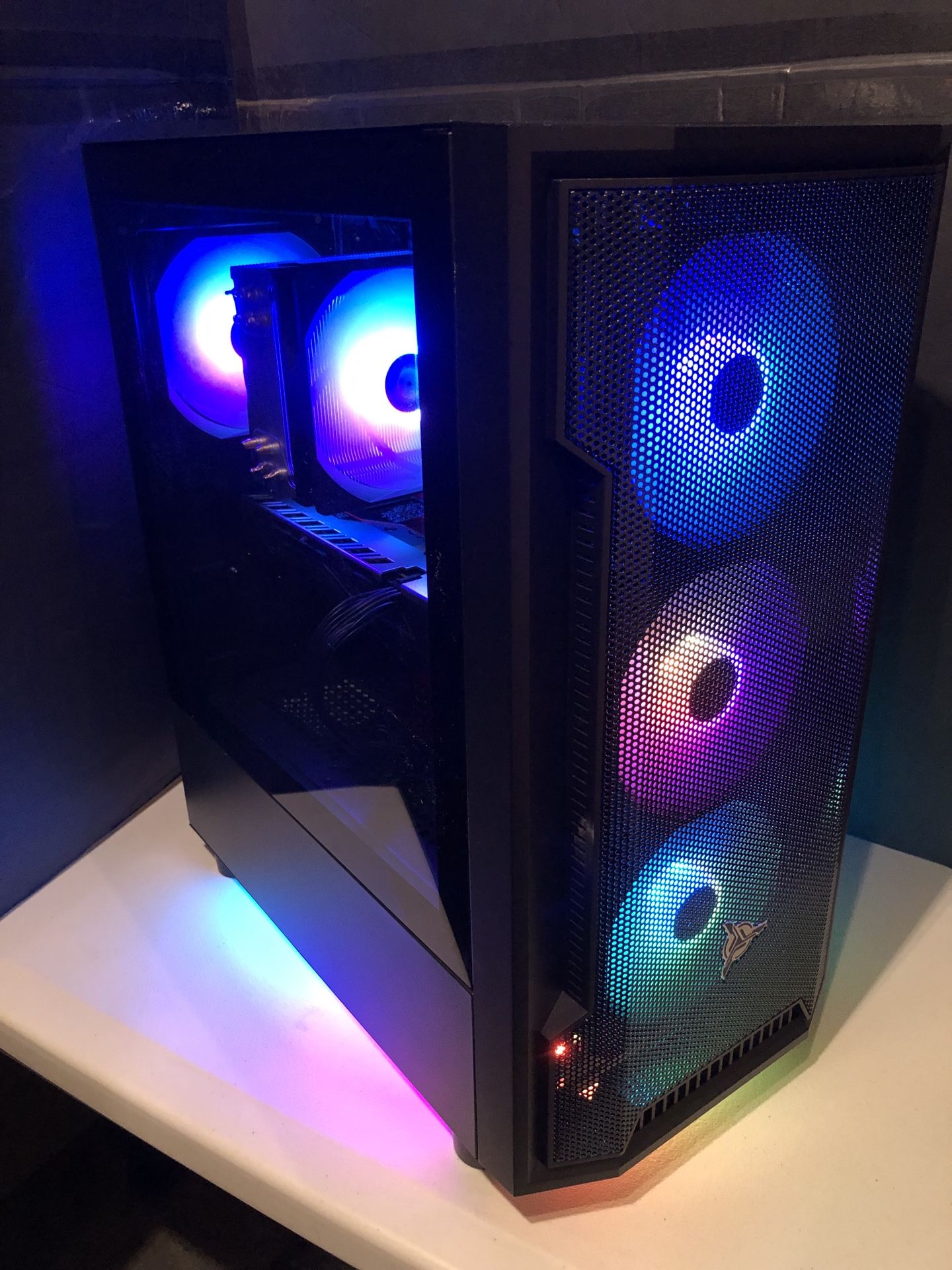 Gaming PC RGB Computer for Sale in Paramount, CA - OfferUp