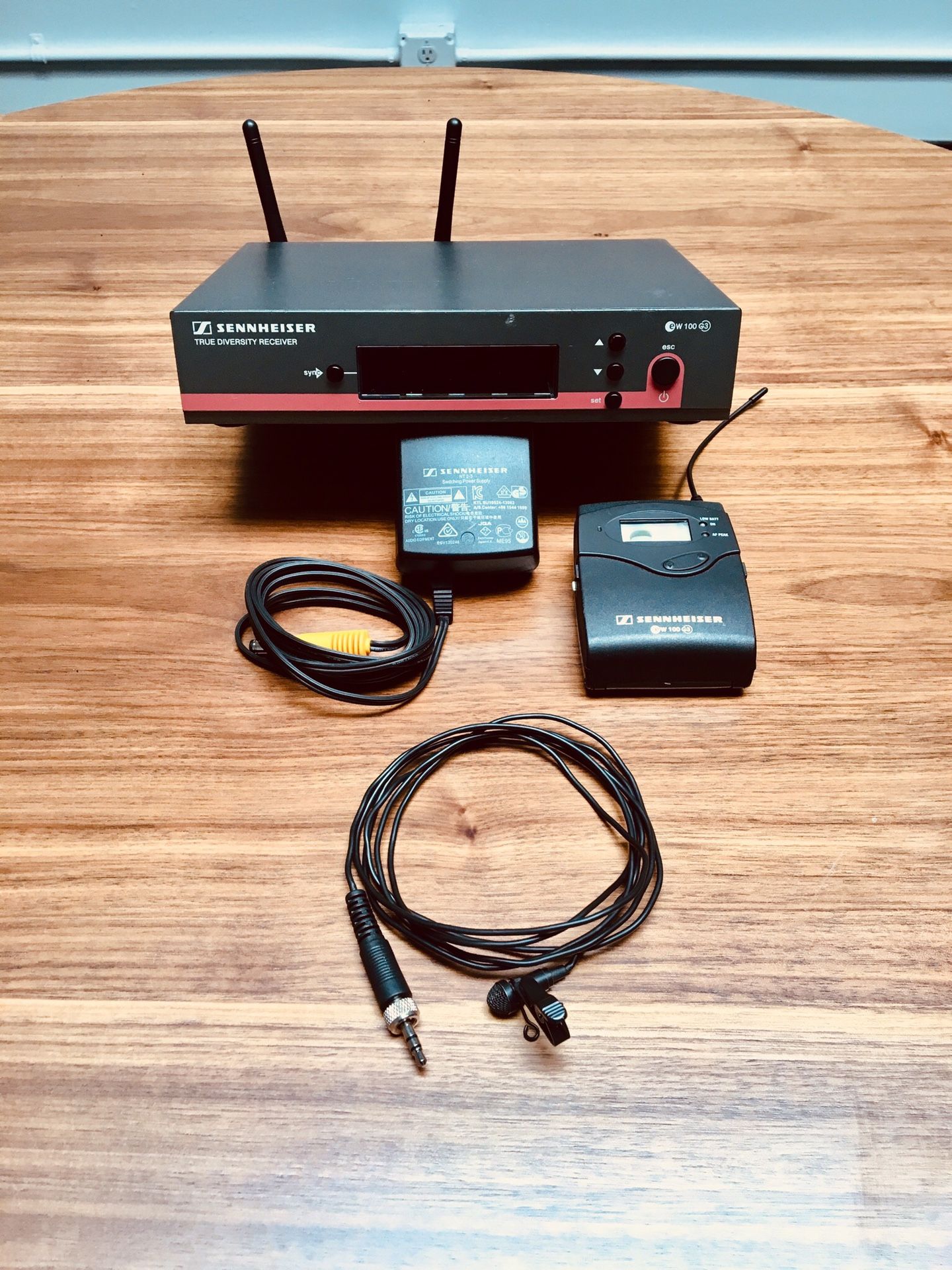 Sennheiser EW 112 G3 wireless lav mic system for Sale in Seattle, WA ...