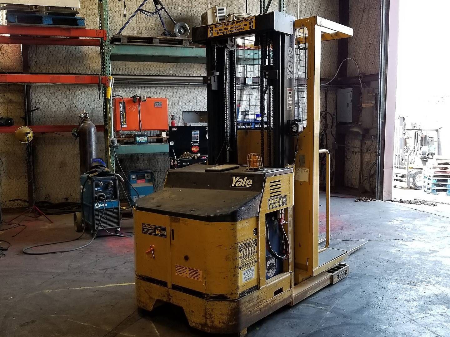 2003 YALE ORDER PICKER for Sale in Fort Worth, TX - OfferUp