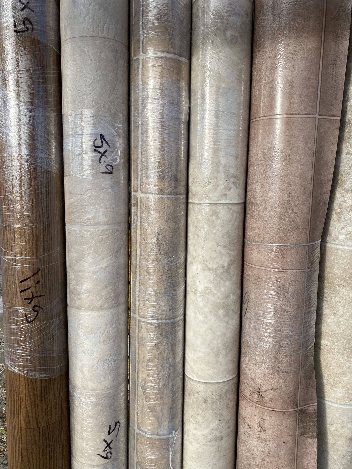 Linoleum sheet remnants for Sale in Los Angeles, CA - OfferUp