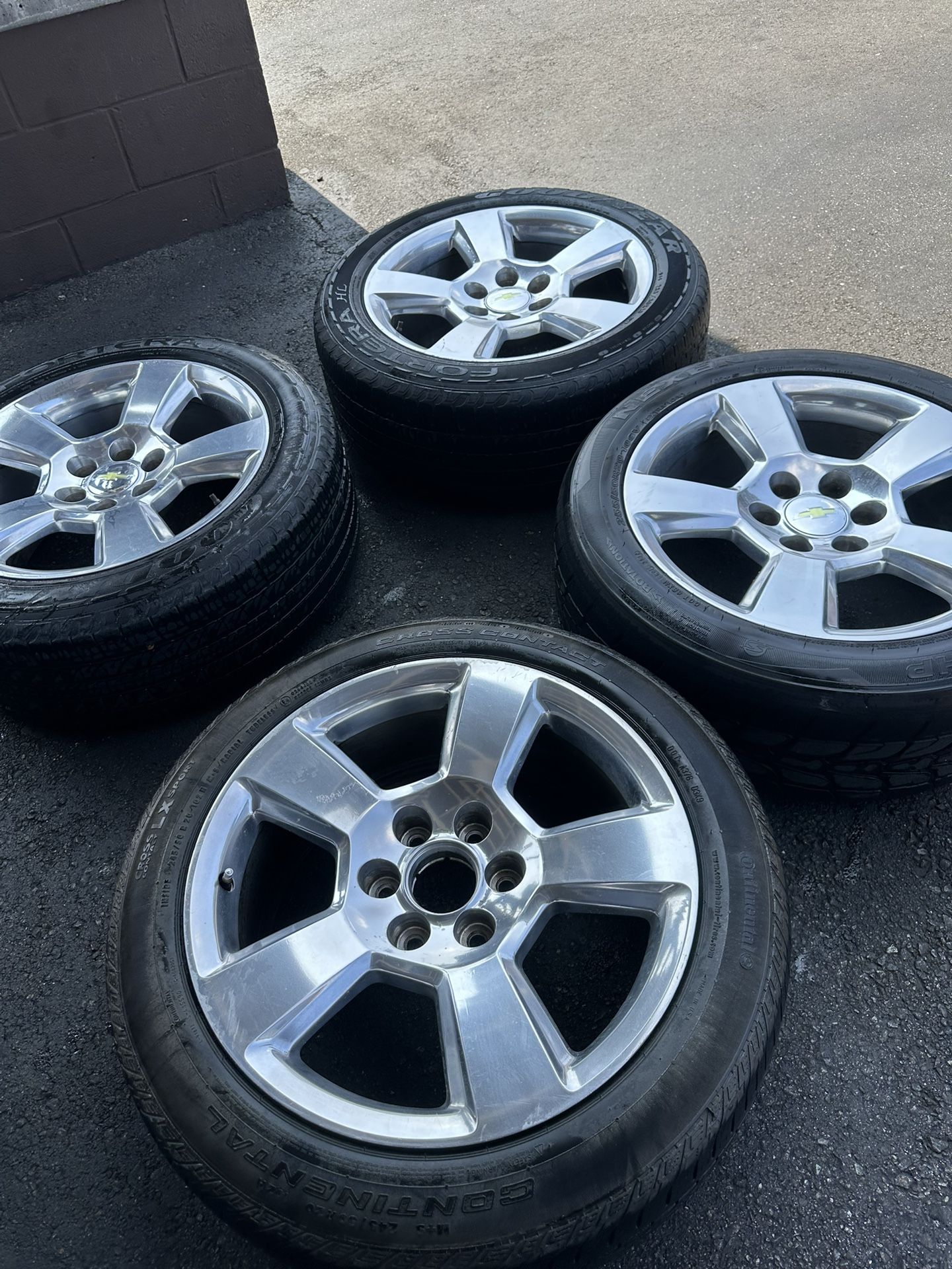 Silverado wheels 20”$650$ firm ltz yukon tahoe gmc sierra suburban ...