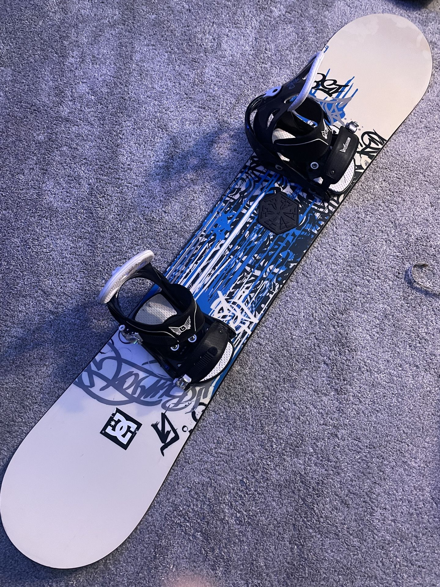 Burton 158 cm Snowboard with Size Large Bindings for Sale in San Diego ...