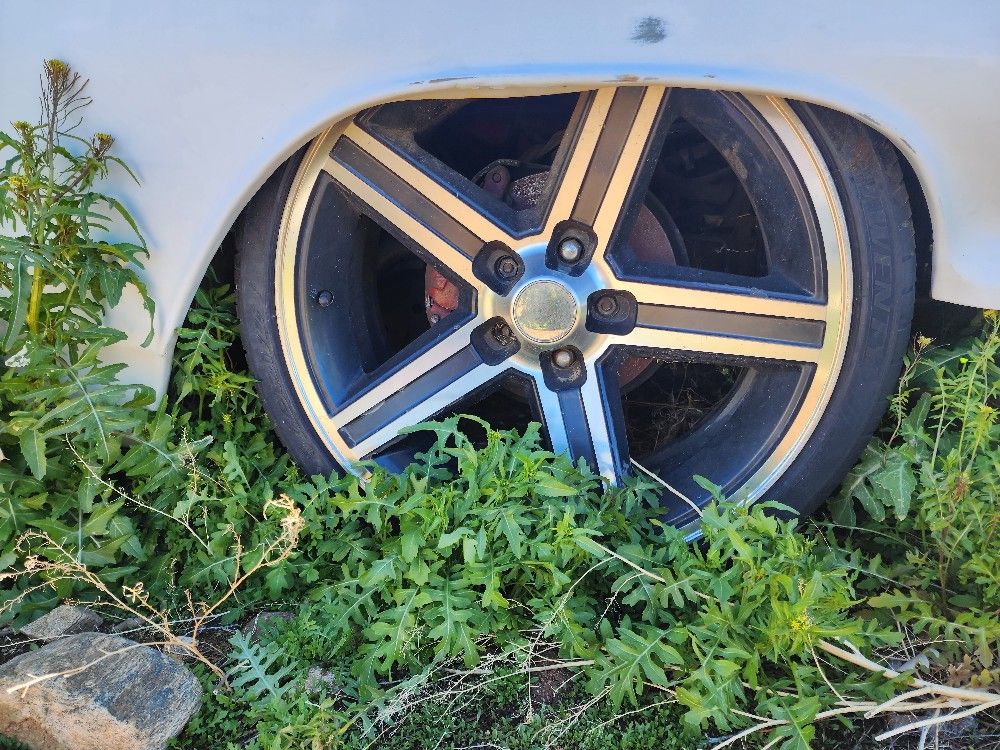 64 Elco On 20/22" Irocks With Air Ride for Sale in Hesperia, CA - OfferUp