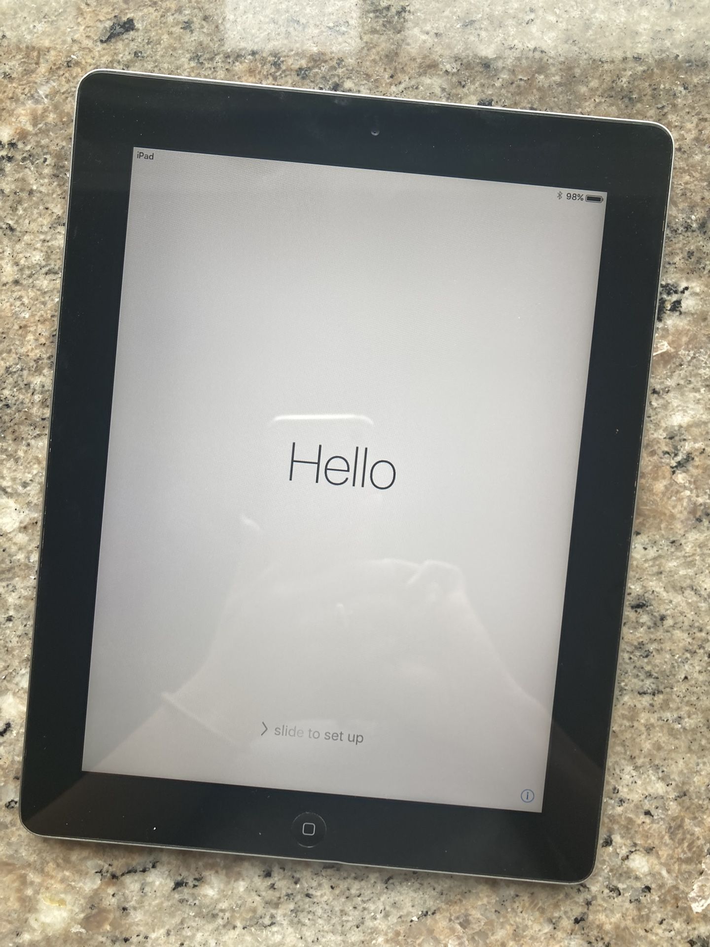 Apple iPad 2nd Generation for Sale in Black Diamond, WA - OfferUp