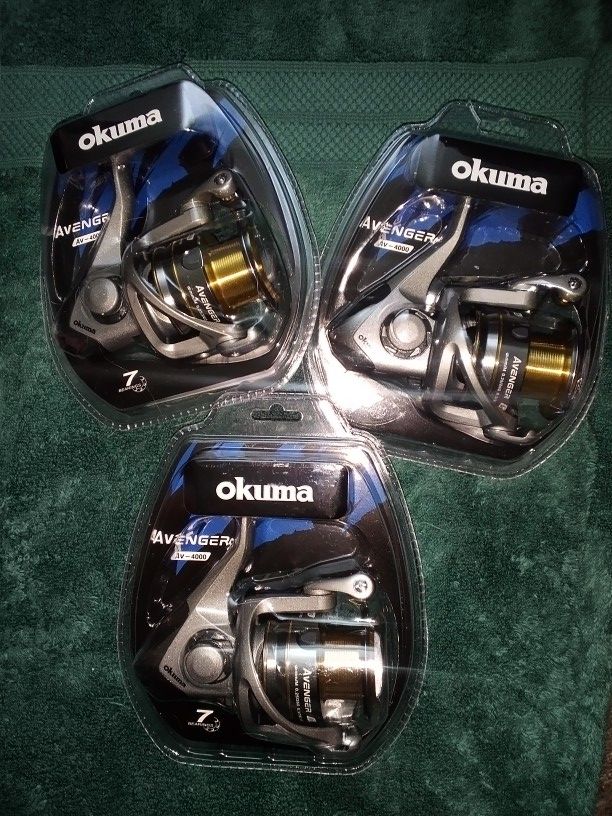 3 Okuma Avenger AV4000 for Sale in Federal Way, WA - OfferUp