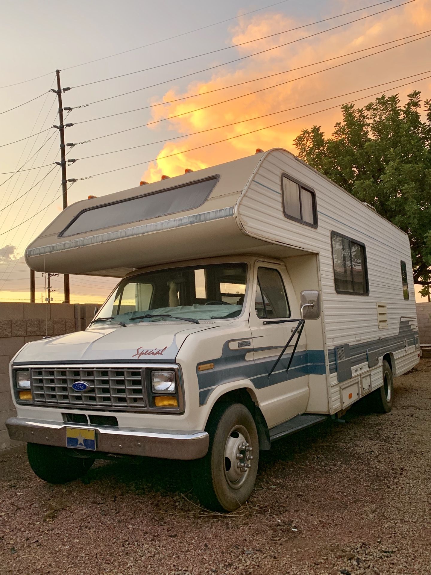 Vintage 1991 Ford Fleetwood Jamboree RV! for Sale in Phoenix, AZ - OfferUp