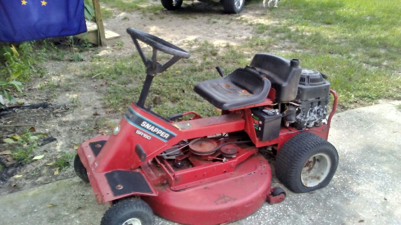 Snapper SR 150 riding mower for Sale in Lecanto, FL - OfferUp