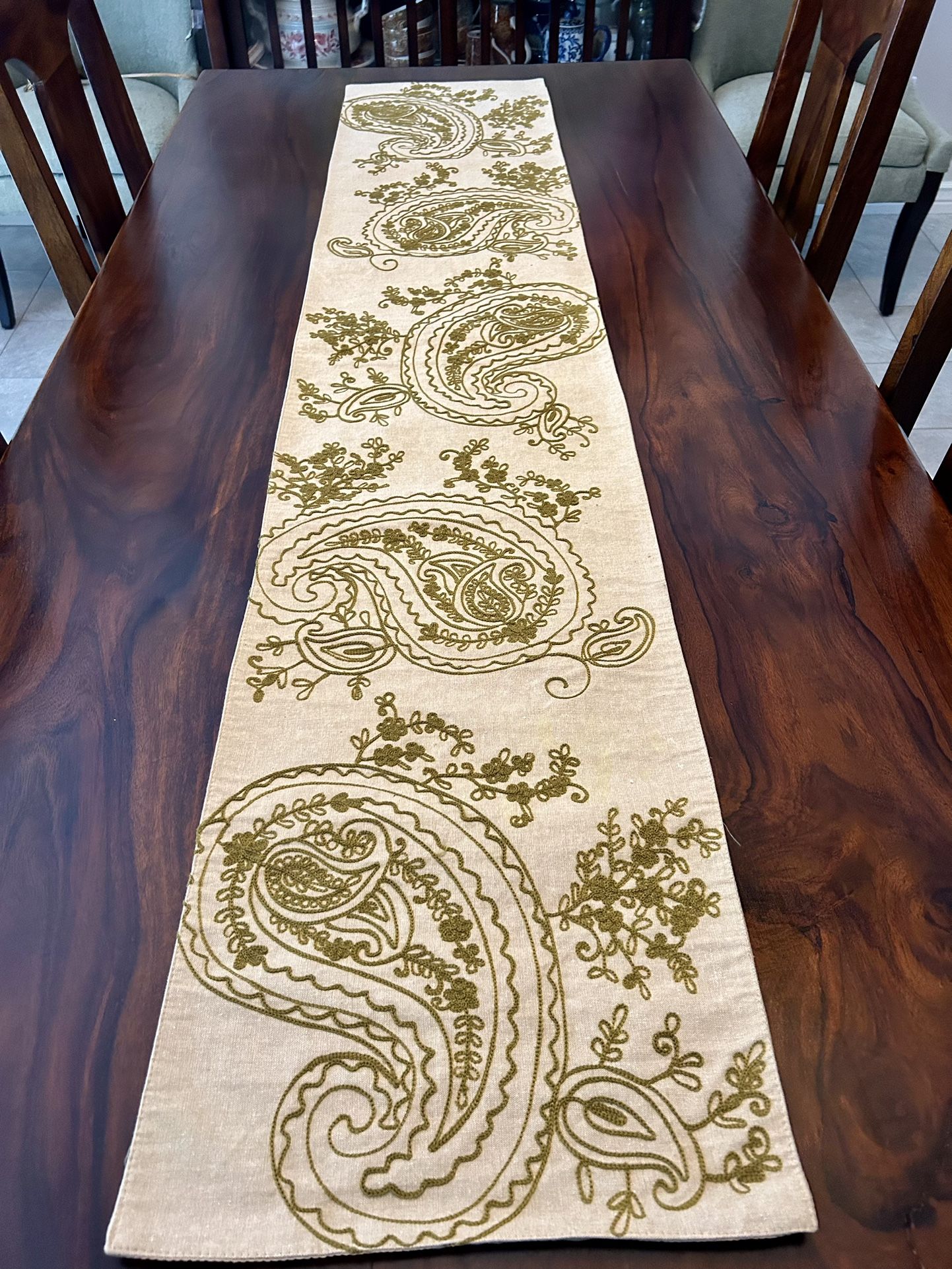 Table Runner for Sale in Chandler, AZ - OfferUp