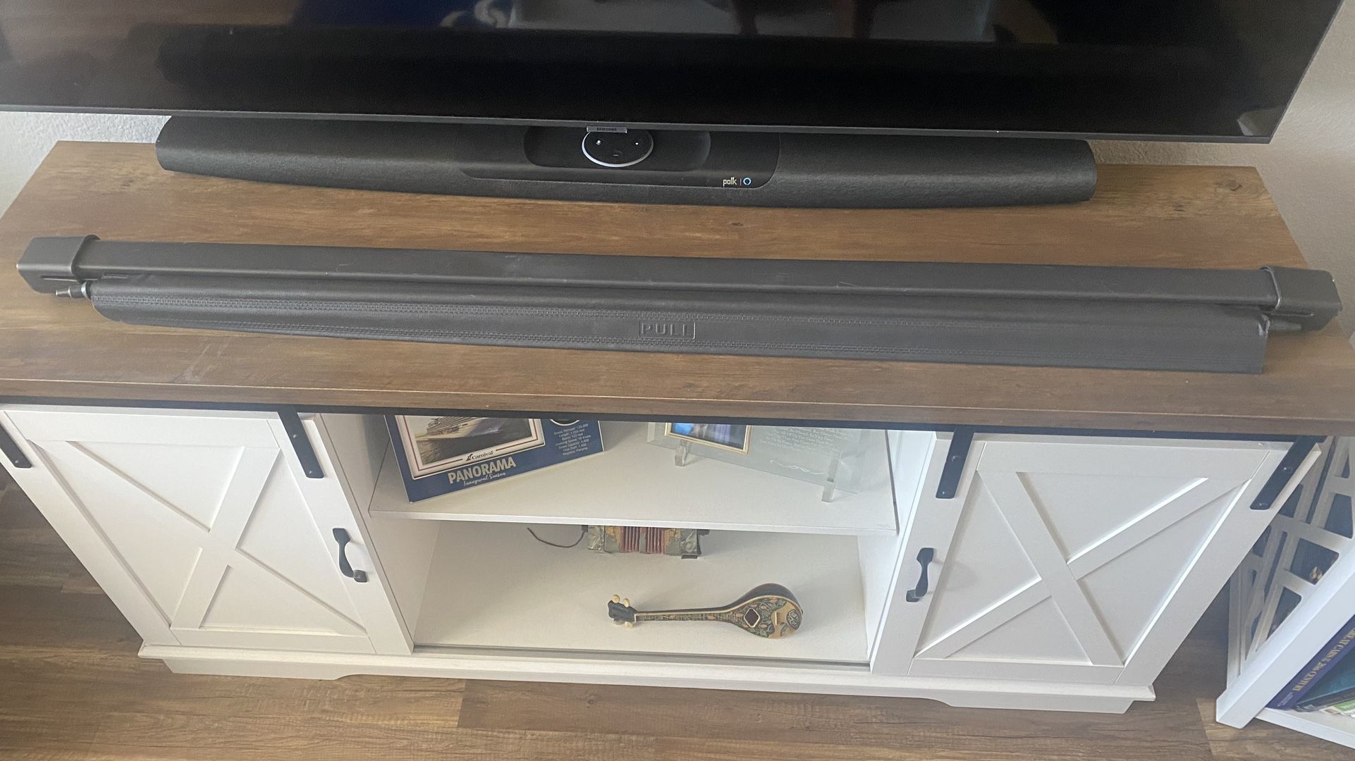2006-2010 Ford Explorer Cargo Cover Black Free for Sale in Phoenix, AZ ...
